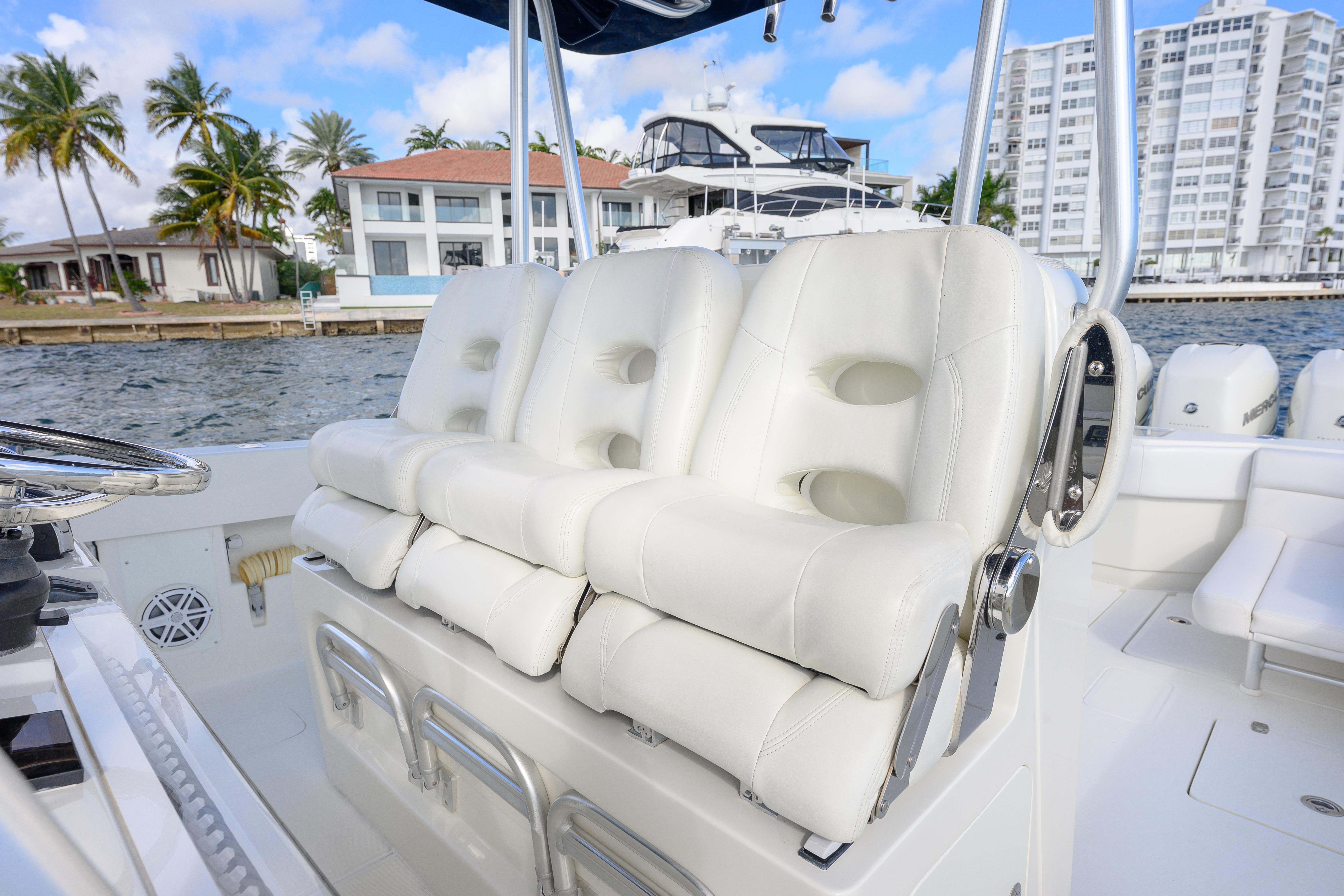 2017 SeaVee 390Z Centre Console for sale - YachtWorld