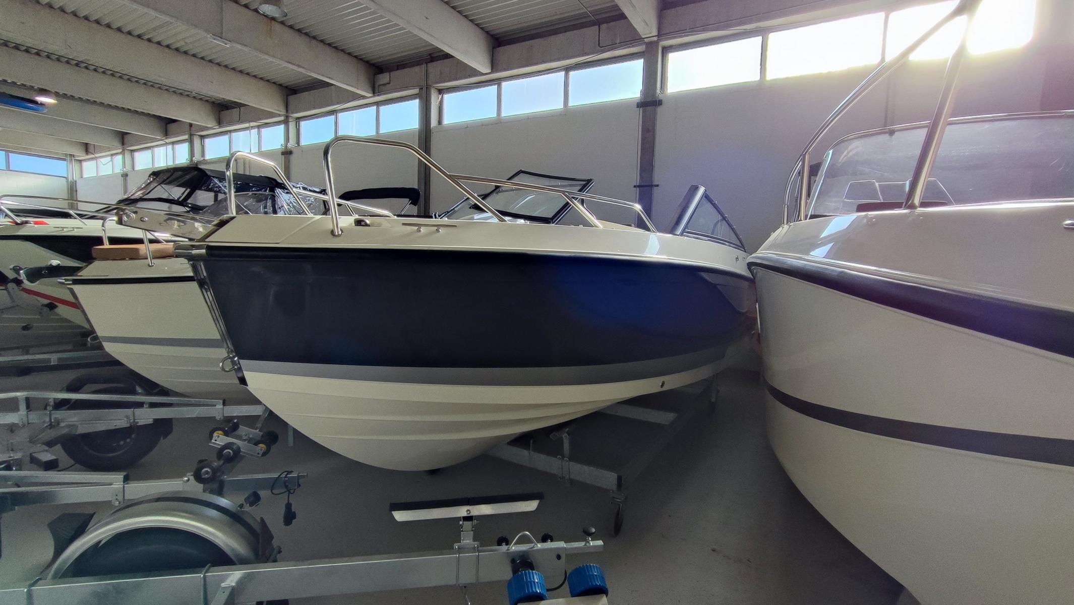 Quicksilver Activ 675 Bowrider 200 PS | 2023 | 6m - Schleswig-Holstein ...