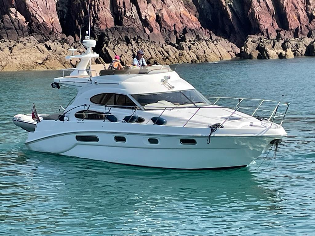 Sealine F37 | 2002 | 12m - Pembrokeshire (Sir Benfro) | Boatshop24