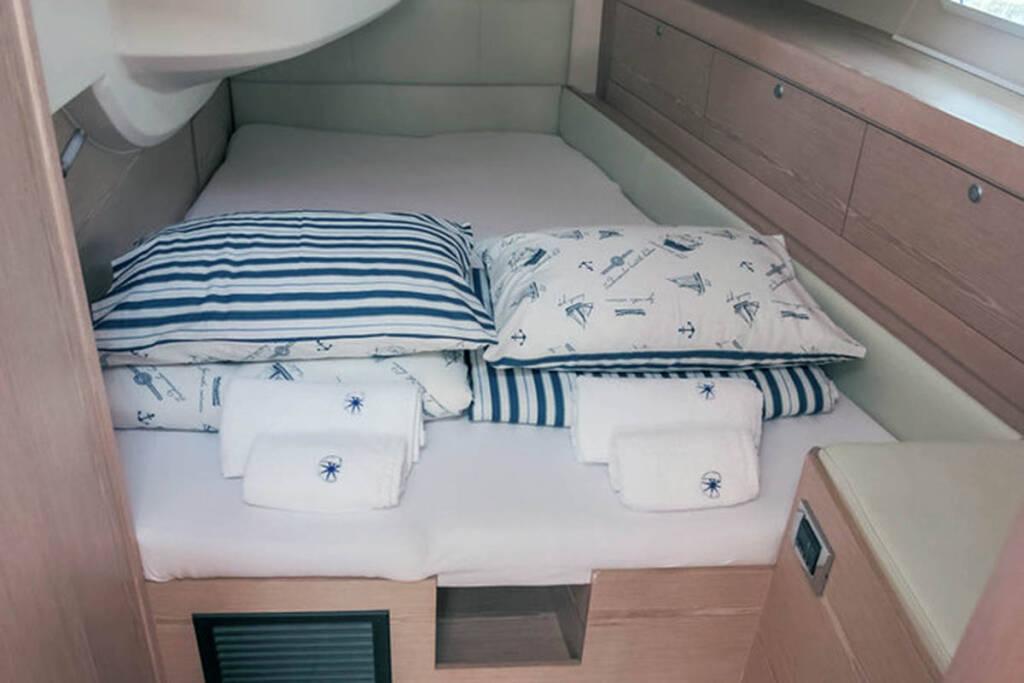 2017 Hanse 575 Sloop for sale - YachtWorld