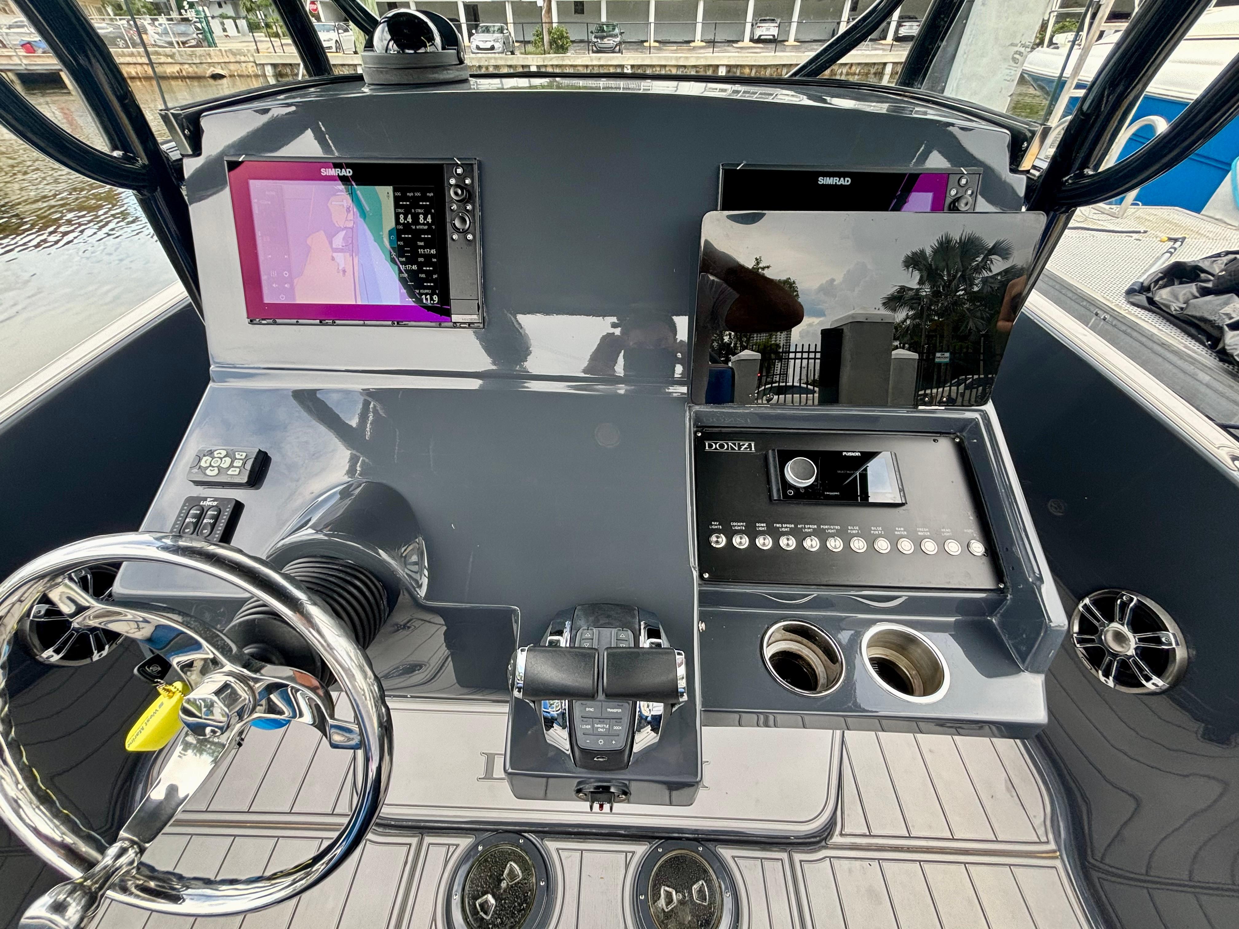 2006 Donzi 35 ZF Open Center Console for sale - YachtWorld