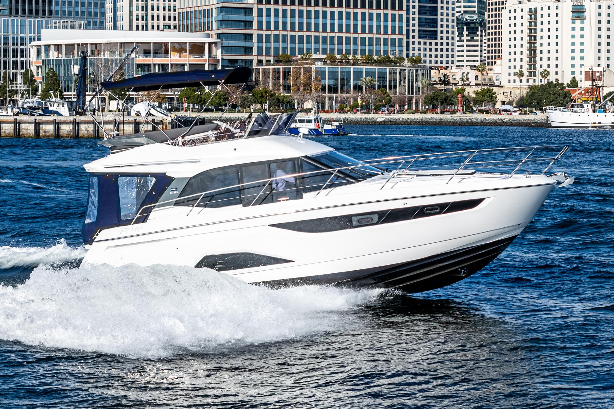 2024 Bavaria R40 Flybridge for sale - YachtWorld