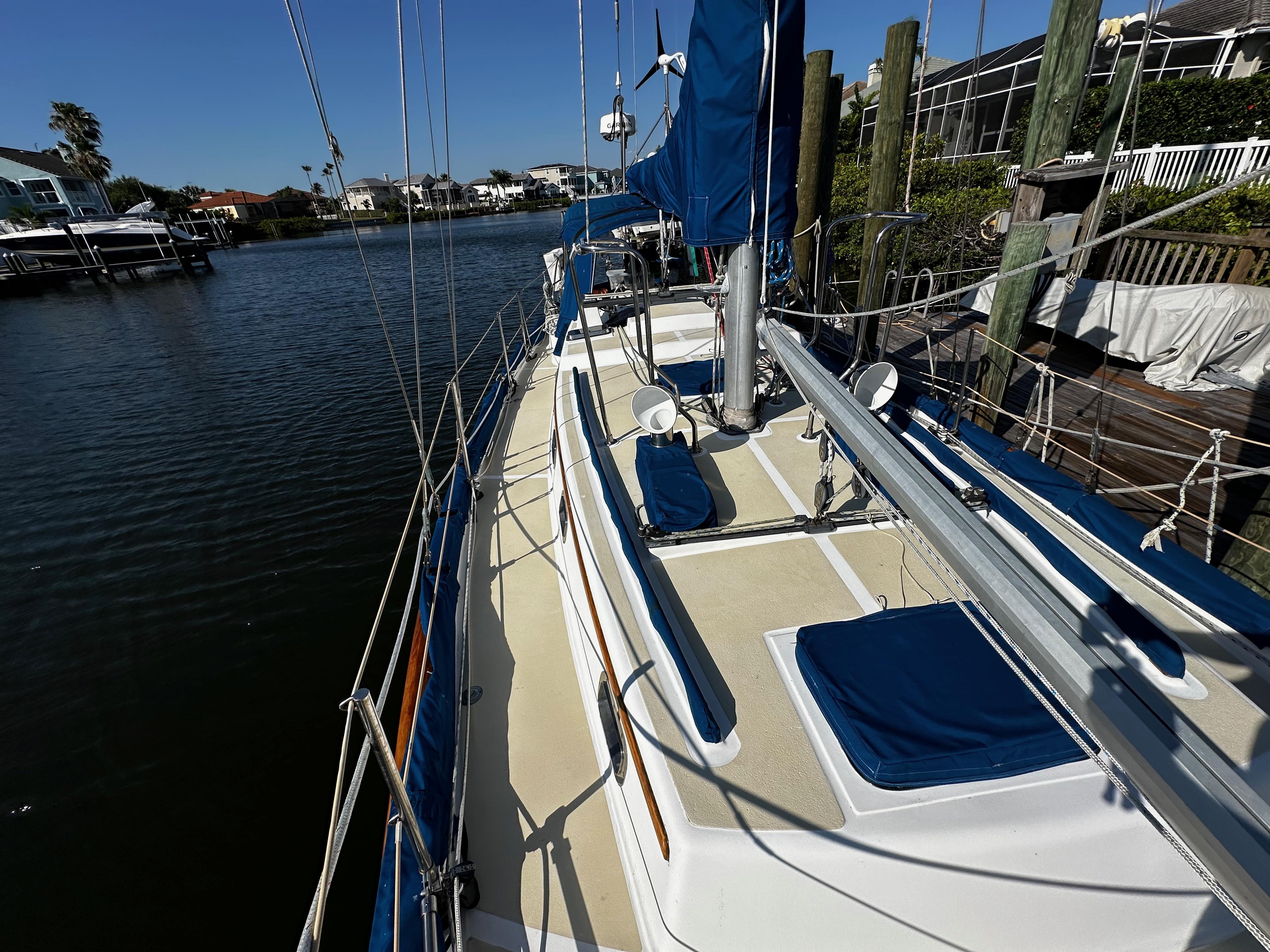 1993 Cabo Rico 38 Sloop for sale - YachtWorld