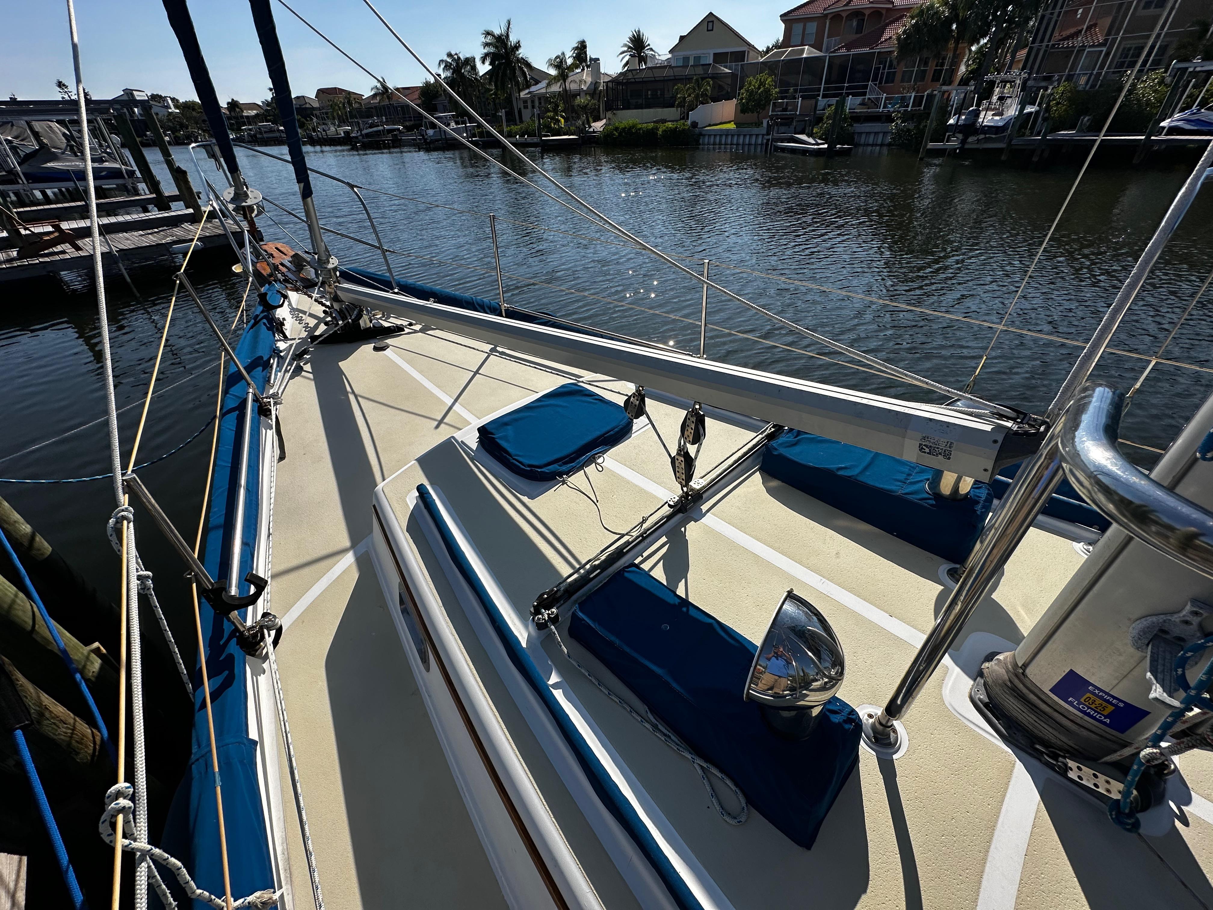 1993 Cabo Rico 38 Sloop for sale - YachtWorld