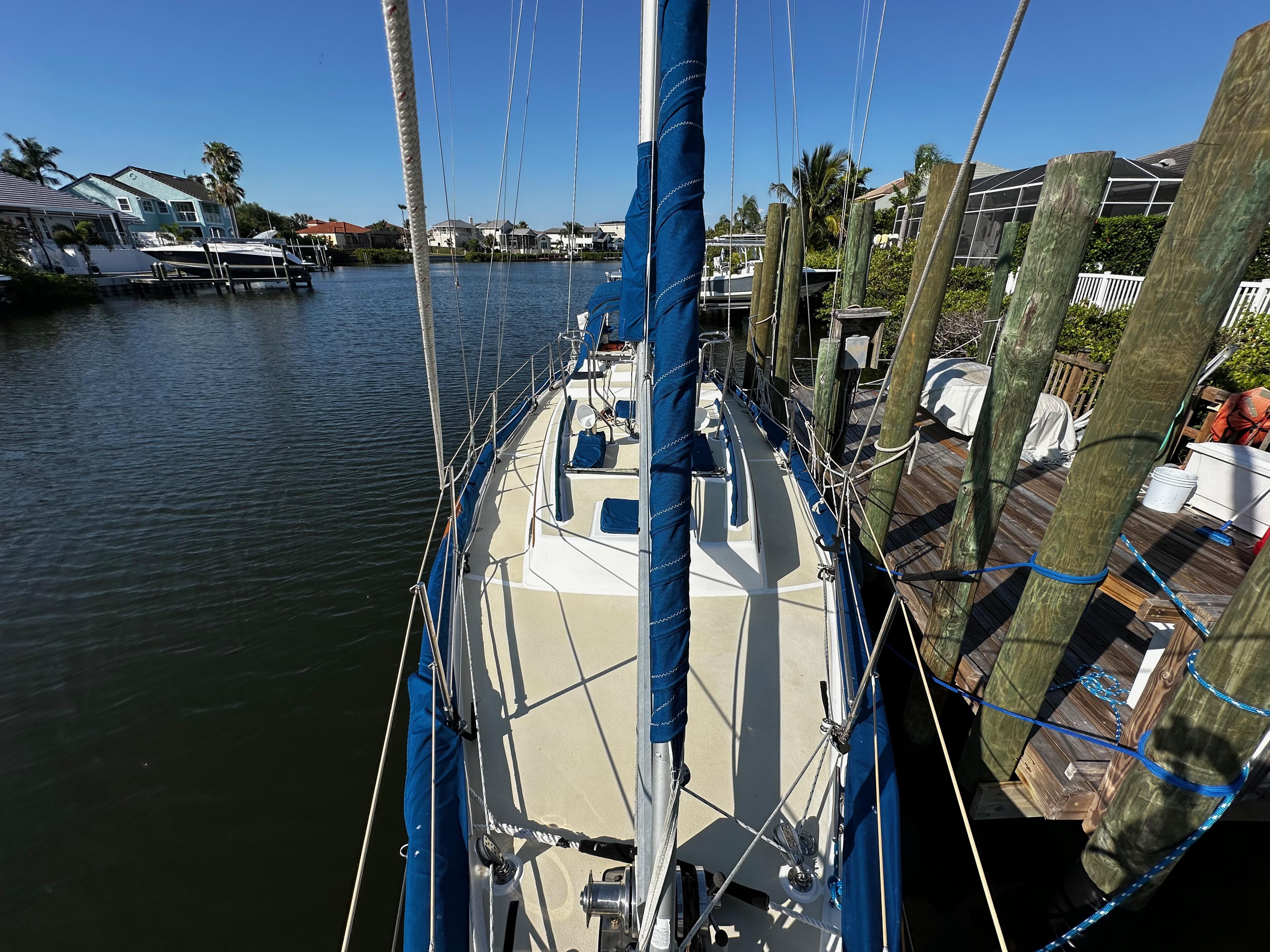 1993 Cabo Rico 38 Sloop for sale - YachtWorld