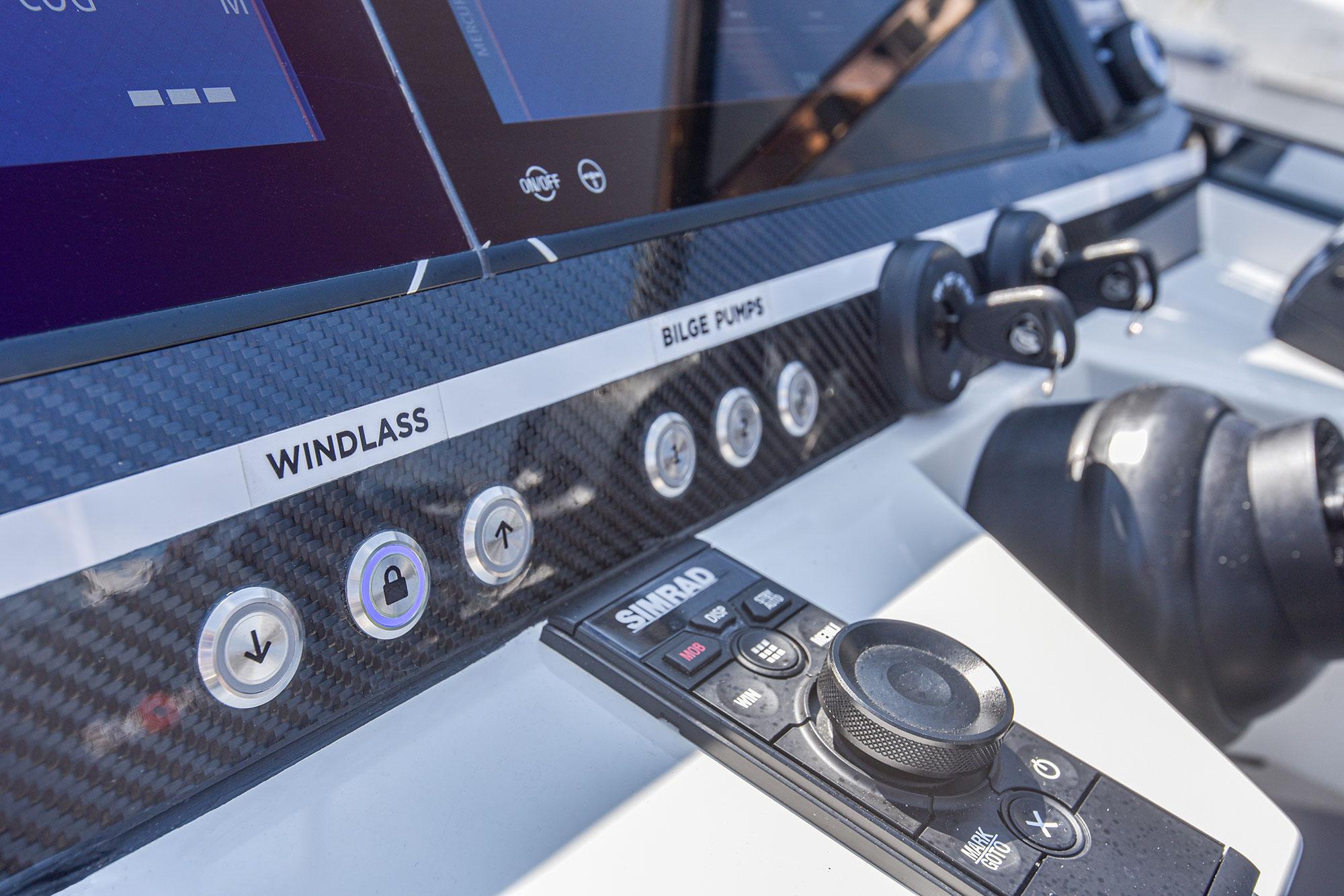 2021 Supermarine Spearfish 32 Motoryachter til salgs- YachtWorld