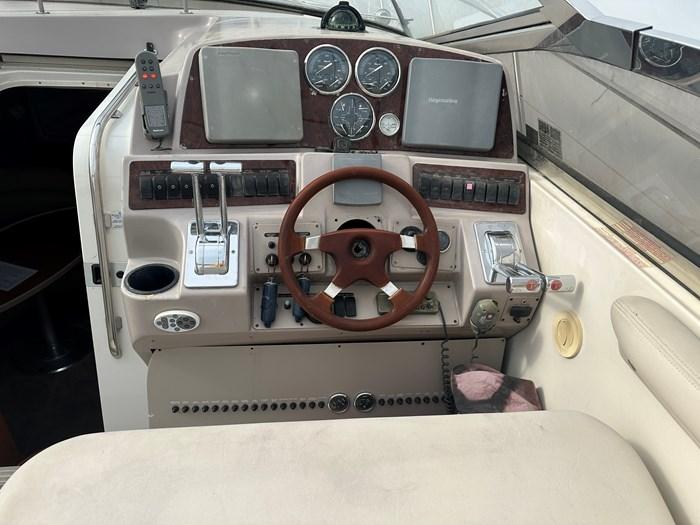 2001 Regal Commodore 4160 Motor Yachts for sale - YachtWorld