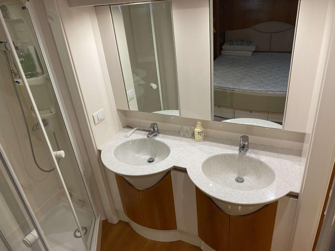 Ladenstein L72 | 22m | 2004 - 06 - Alpes-Maritimes | Boats and Outboards