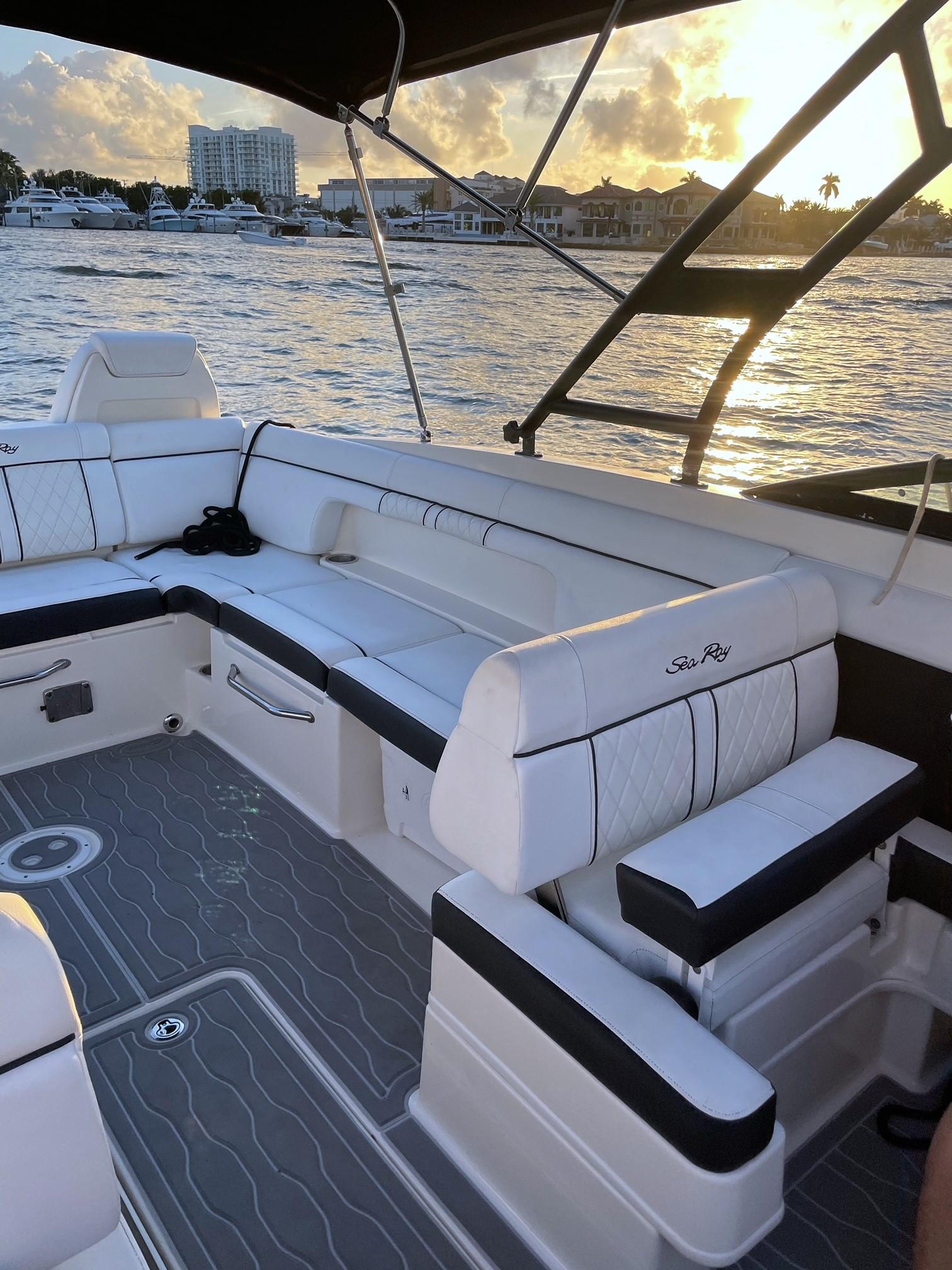 2015 Sea Ray 290 Sundeck Bowrider for sale - YachtWorld