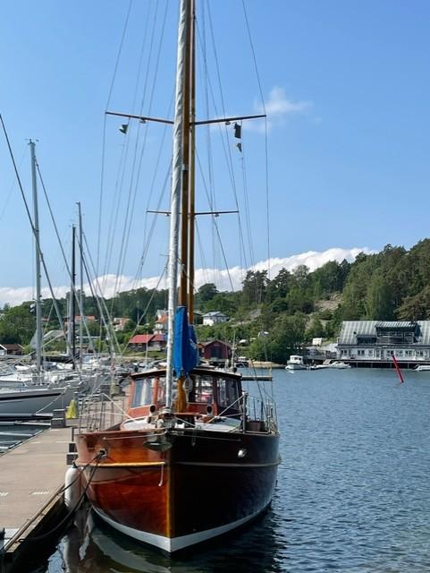 1975 Motorsailer Ketch Cutter 1500 Cruceros en venta - YachtWorld