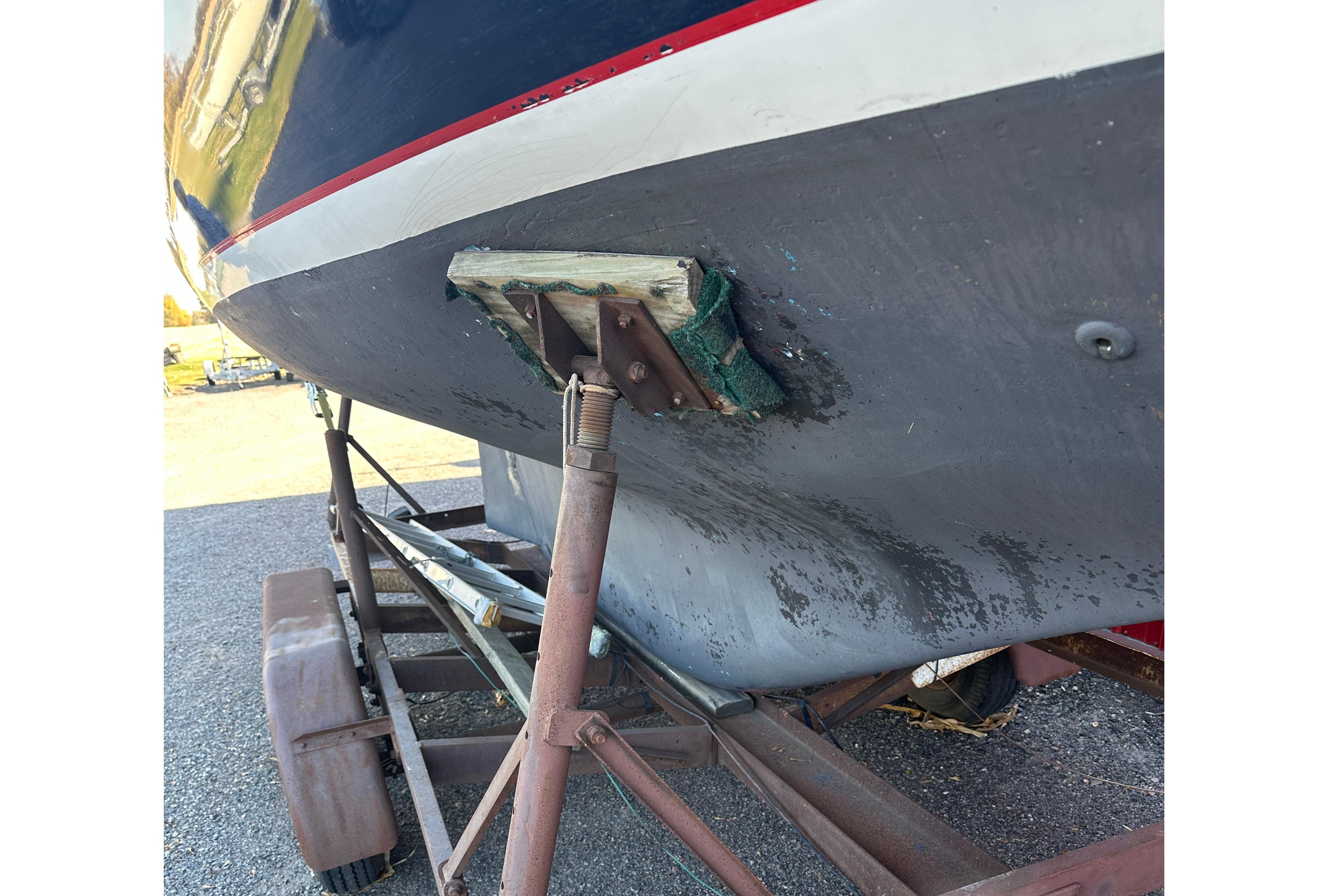 1964 Pearson Commander Antique and Classic for sale - YachtWorld