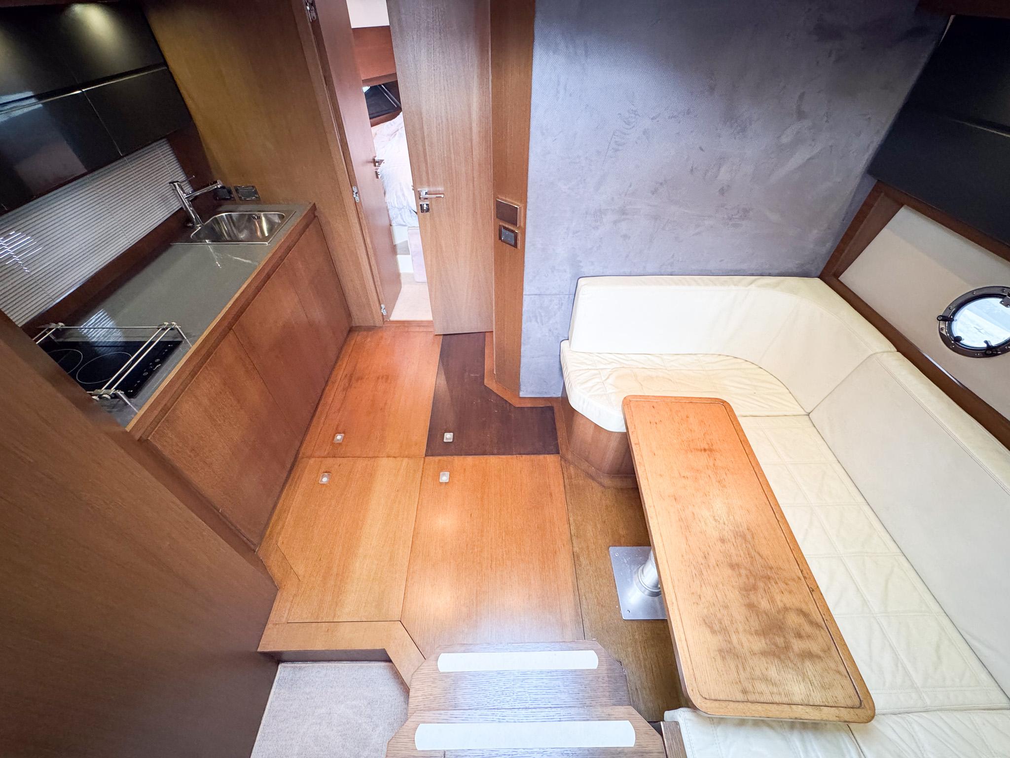 2011 Azimut Atlantis 44 Motor Yachts for sale - YachtWorld