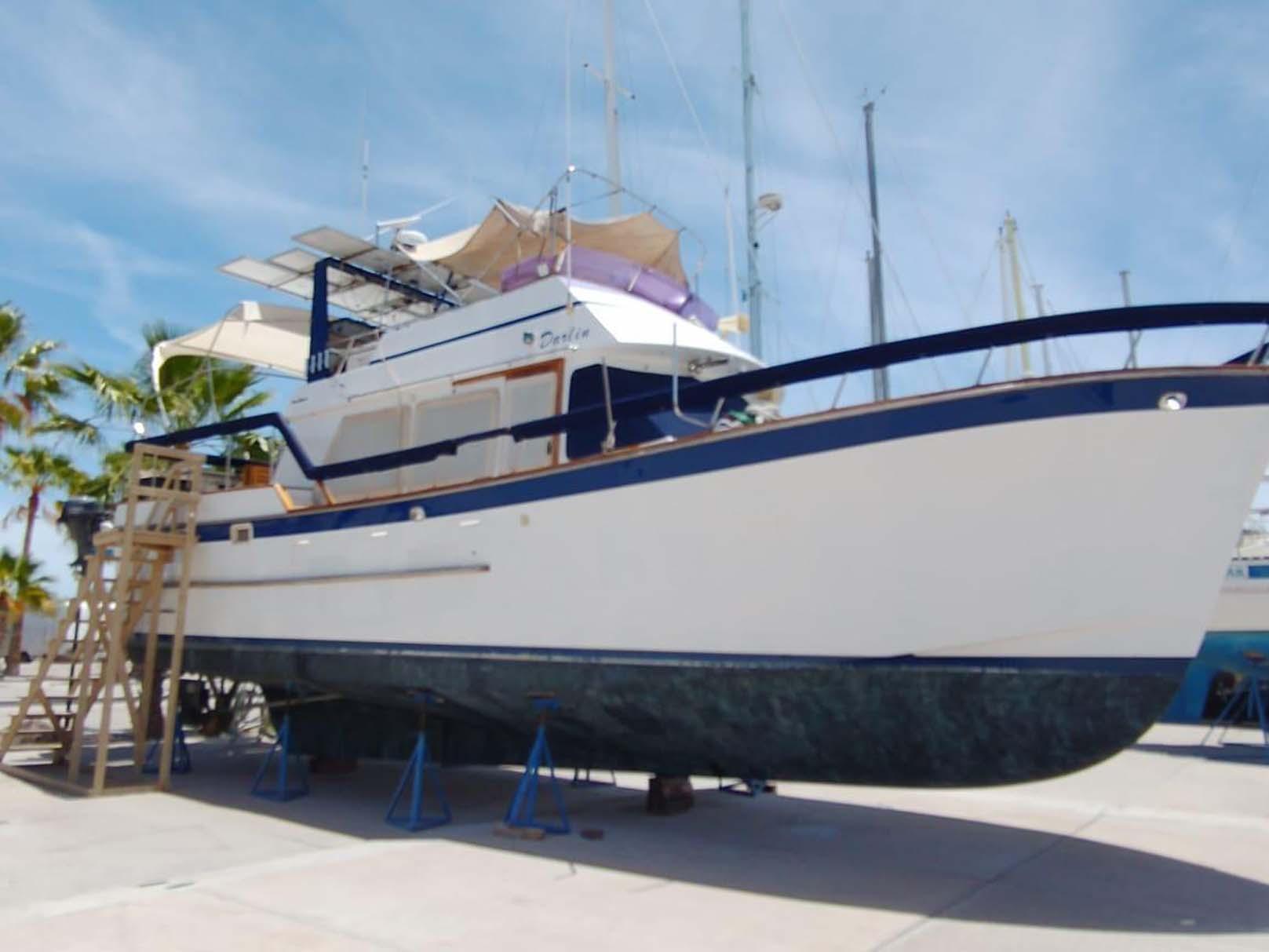 Used Ocean Alexander 43 Flush Aft Deck Trawler - iNautia