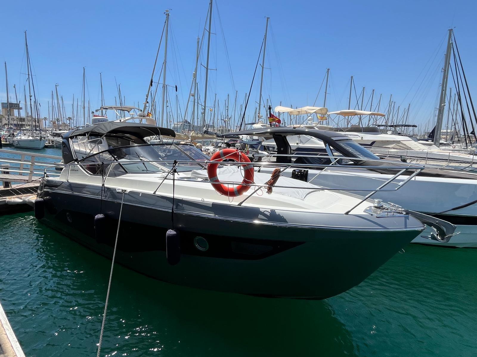 Used Cranchi Z35 in Alicante - iNautia