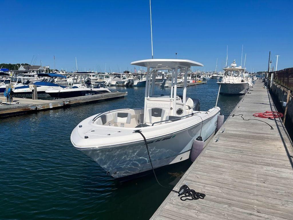 2022 Robalo R230 Centre Console for sale - YachtWorld