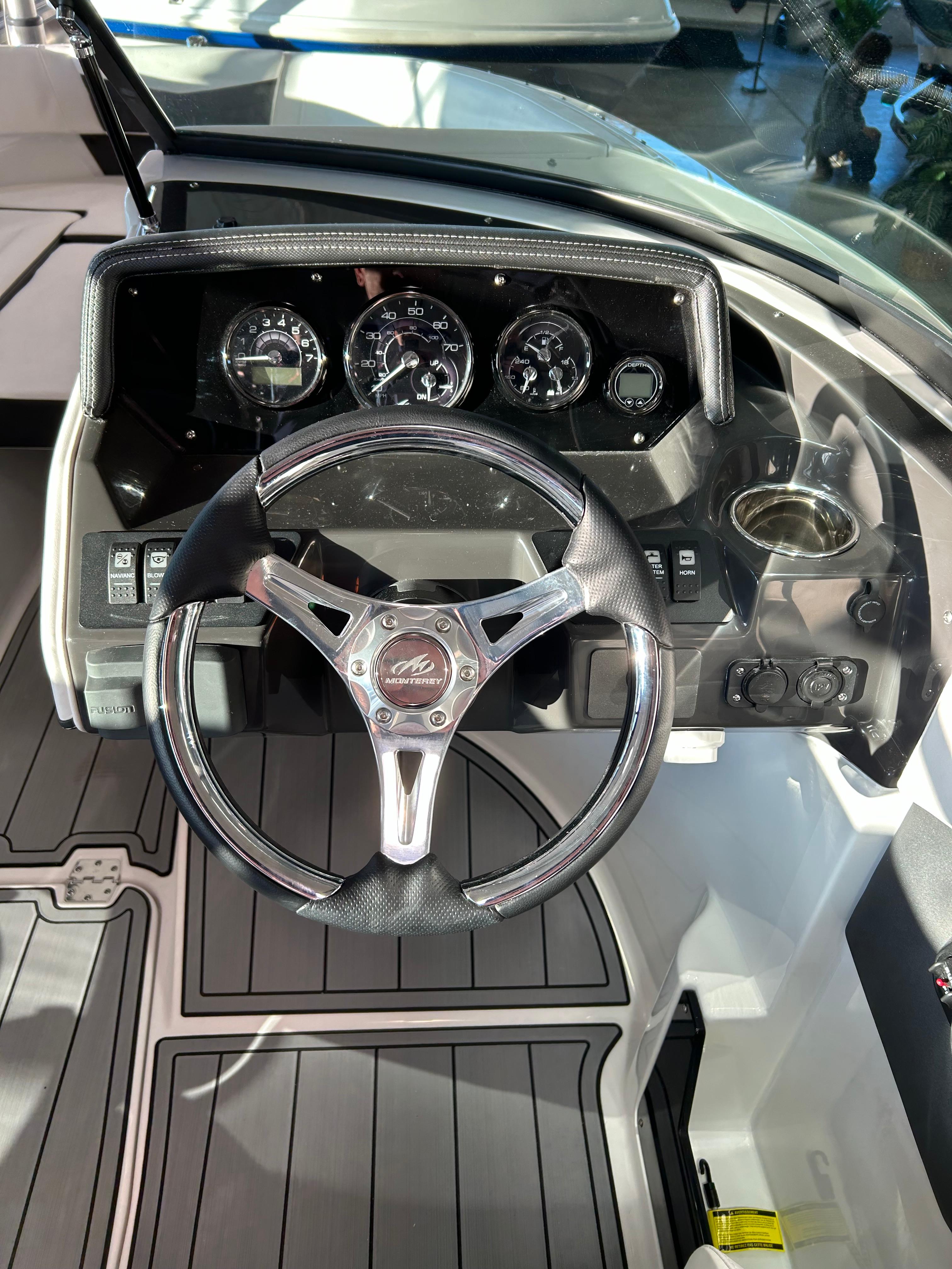 2024 Monterey M205 Family Bowrider Bowrider for sale - YachtWorld