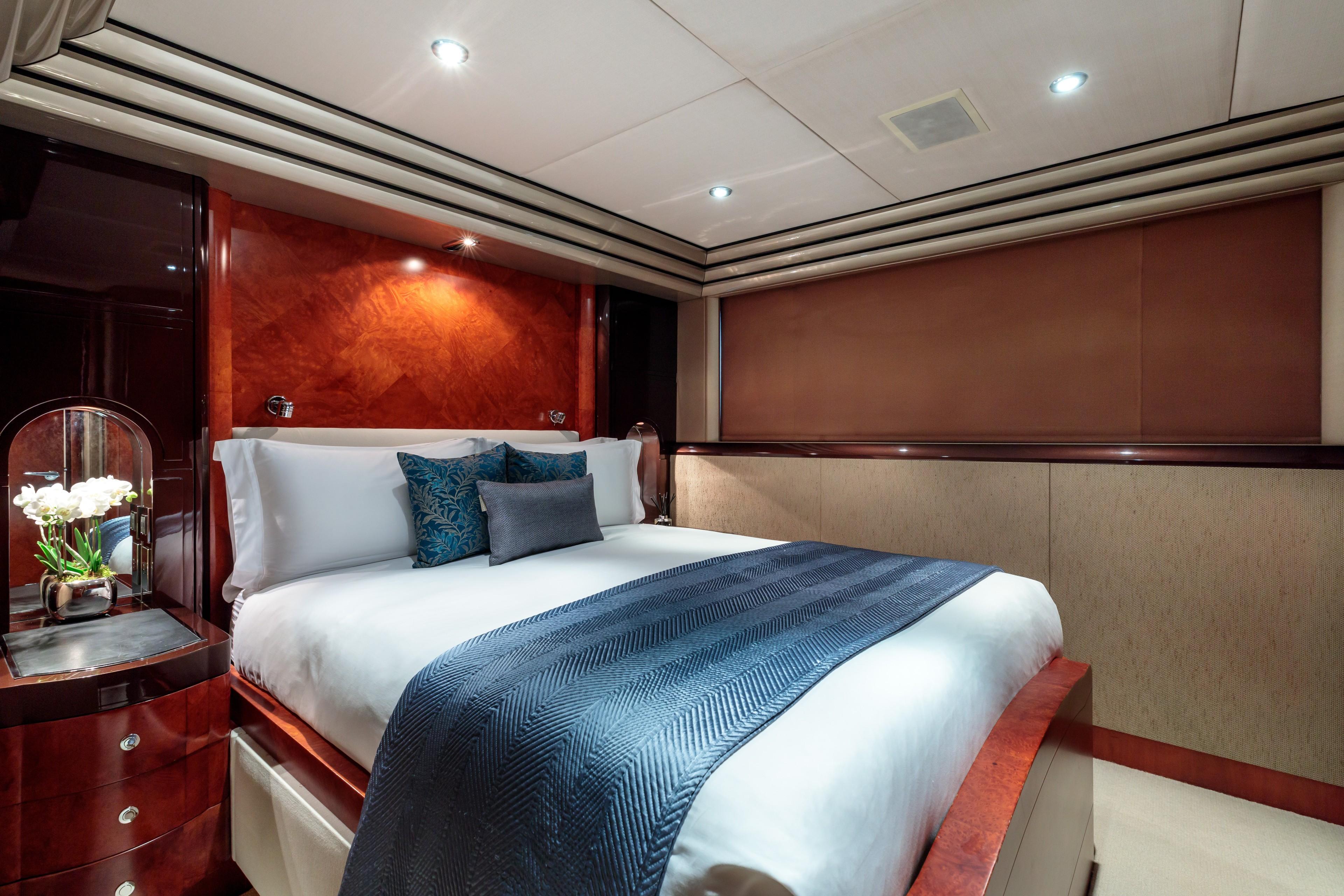 SILVER DREAM Motor Yachts Warren Yachts for sale - YachtWorld