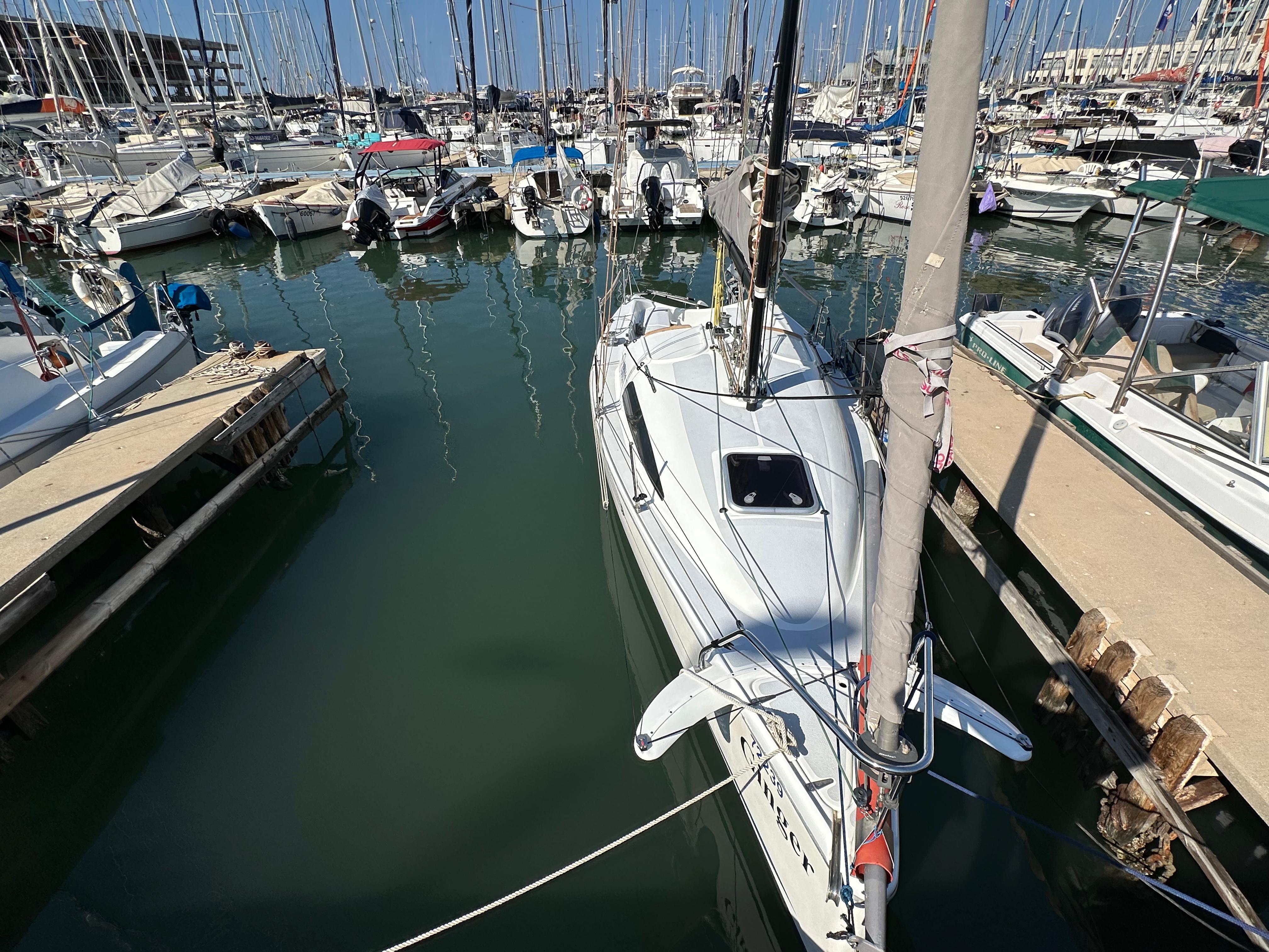 1999 Bull 7000 Daysailer for sale - YachtWorld