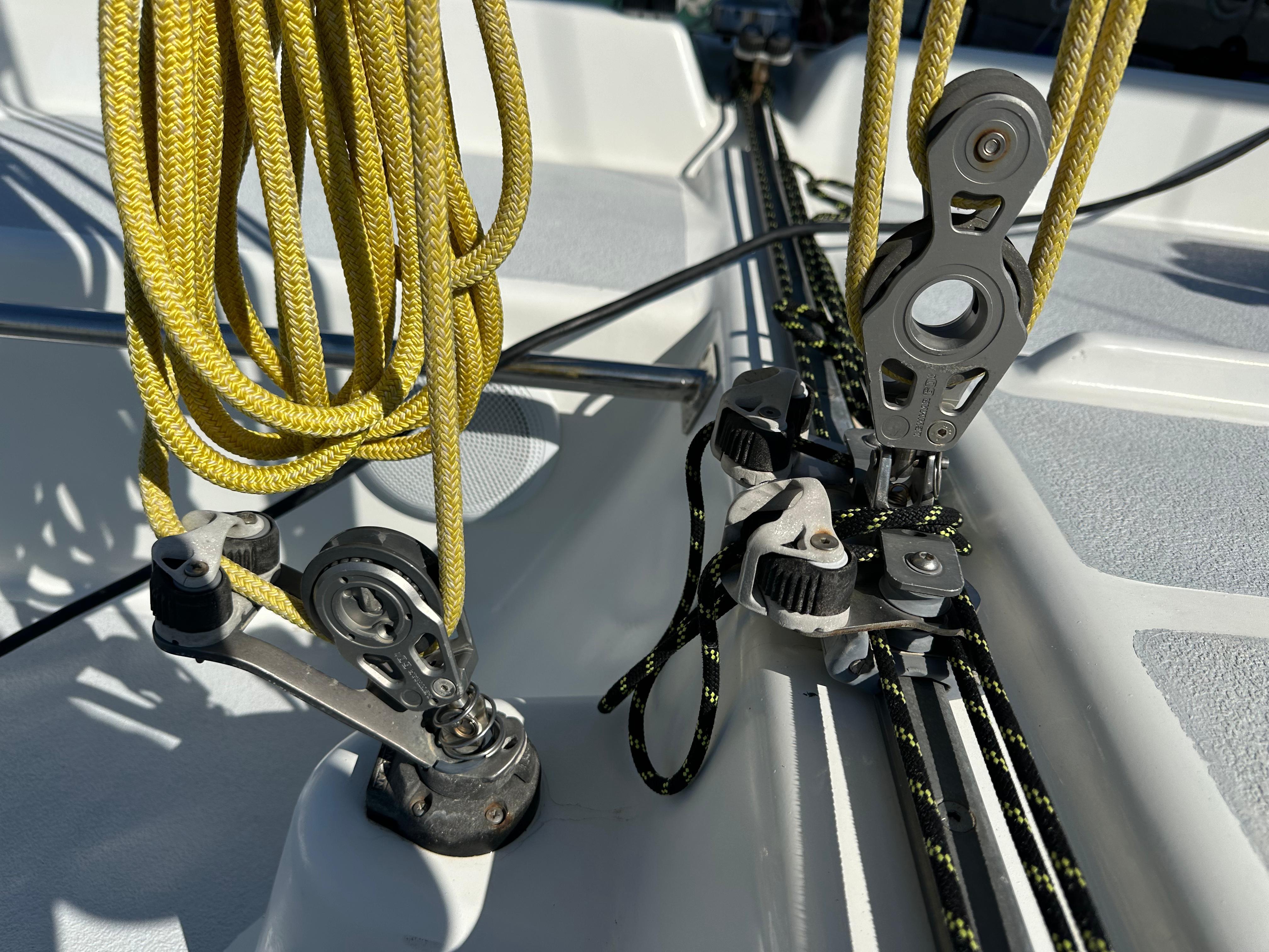 1999 Bull 7000 Daysailer for sale - YachtWorld