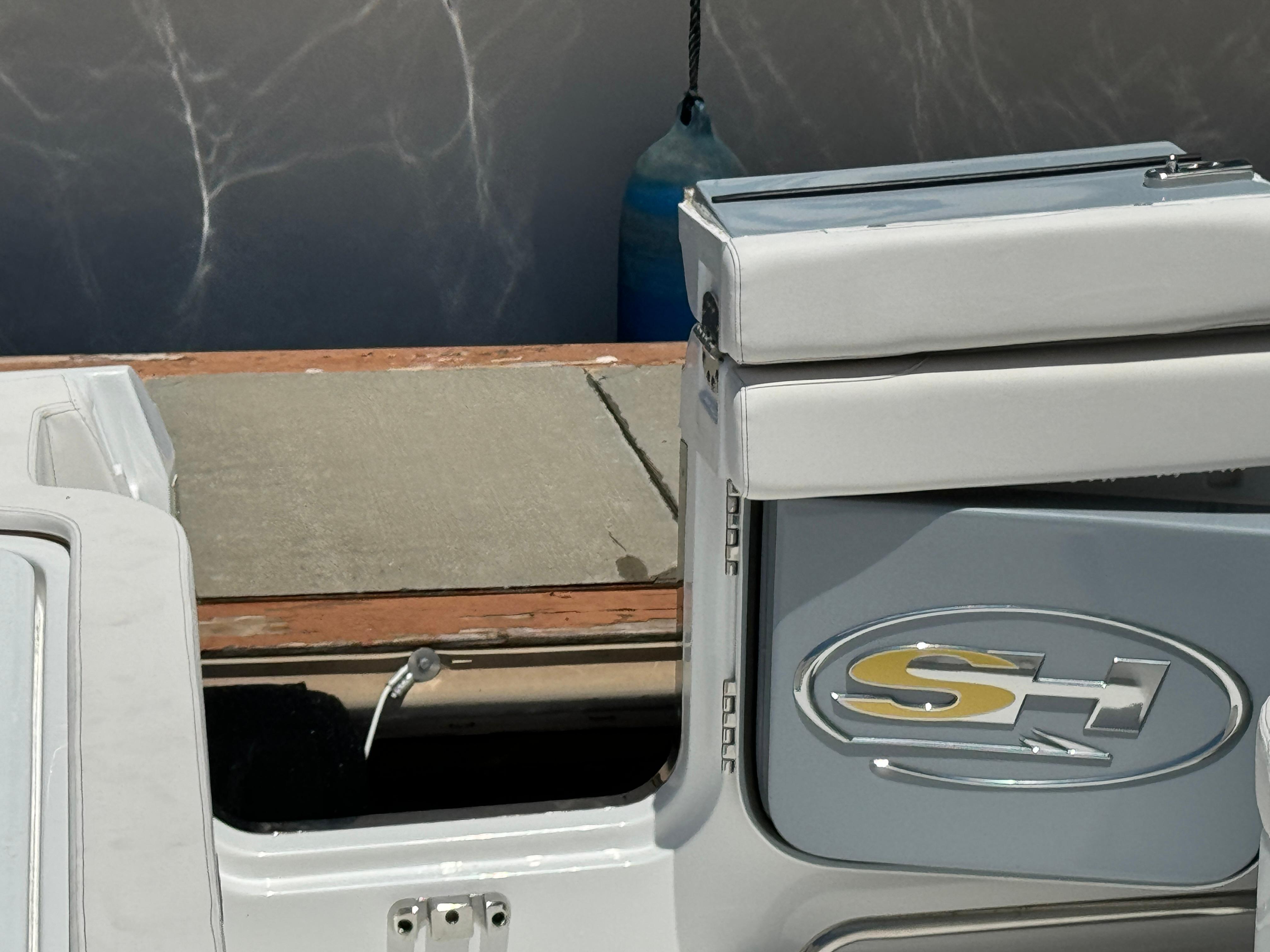 2021 Sea Hunt Gamefish 30 Coffin Box Center Console for sale - YachtWorld