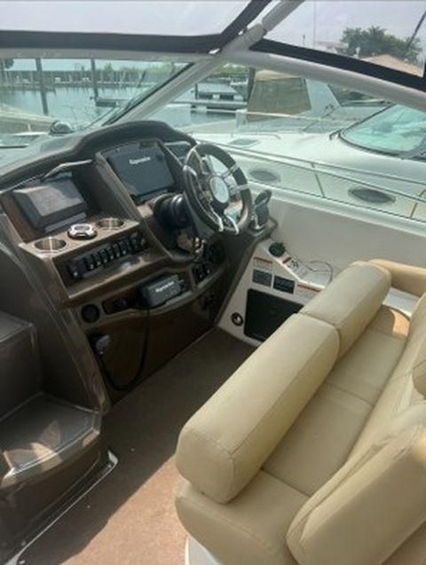 2013 Cruisers Yachts 380 Express Cruiser for sale - YachtWorld