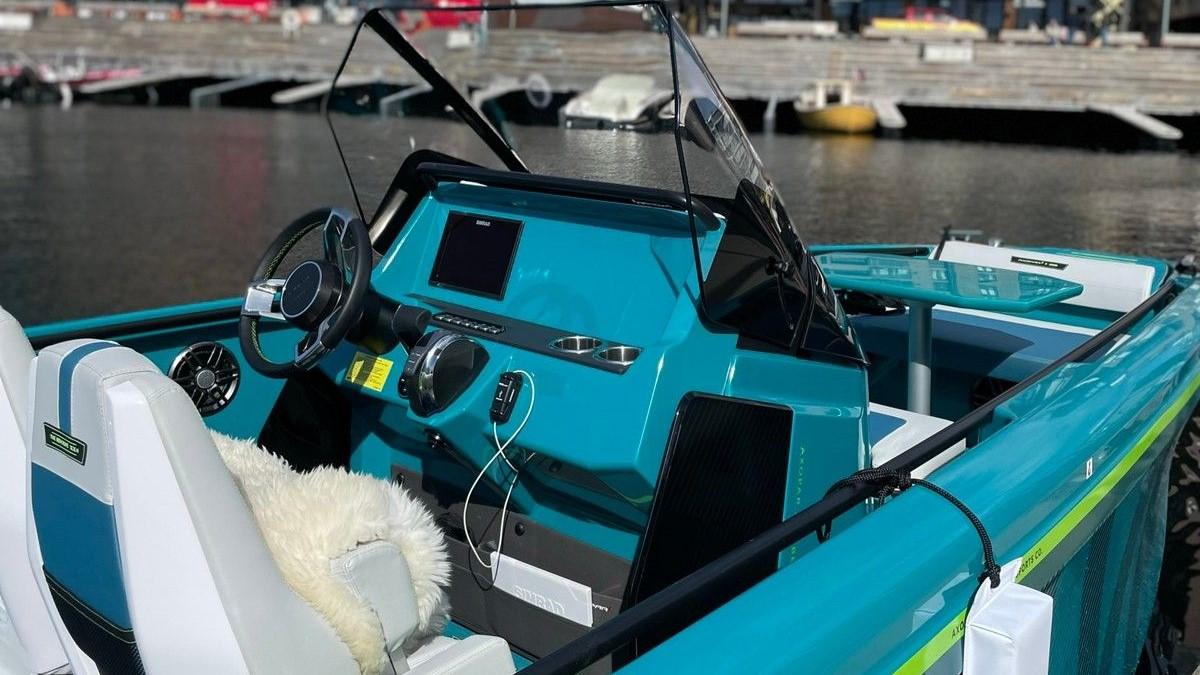 2022 Axopar 22 Spyder Revolve Walkaround for sale - YachtWorld