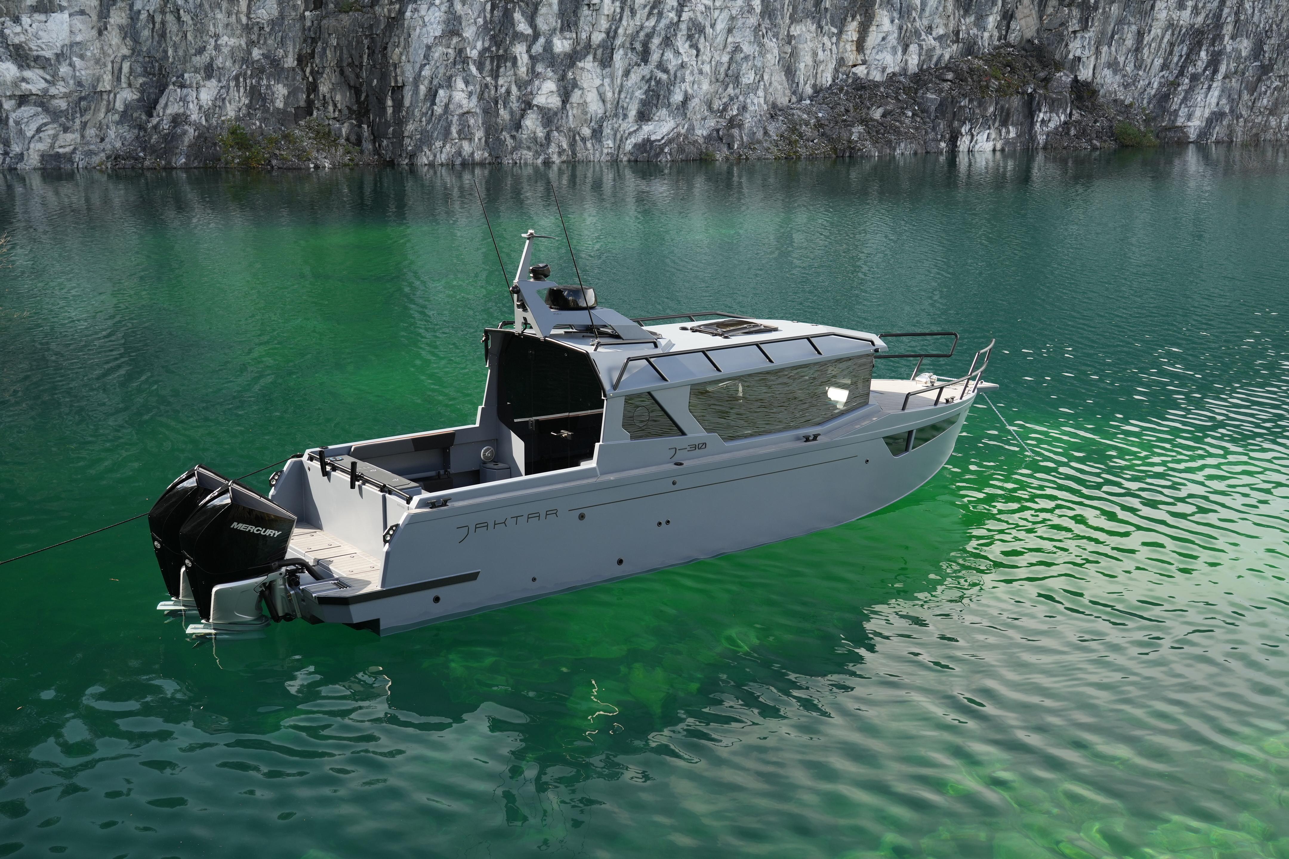 2026 Jaktar J30 Black Vision Pilothouse for sale - YachtWorld