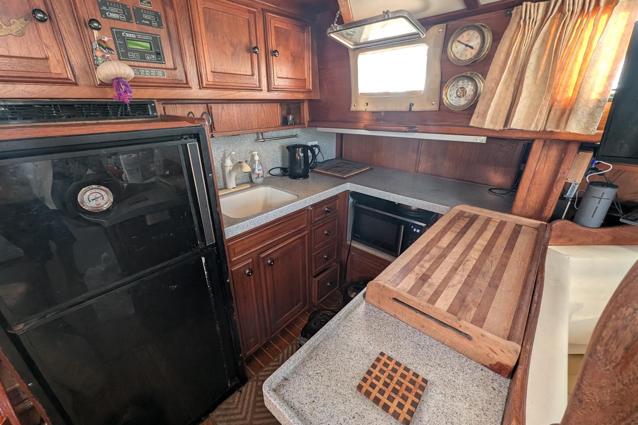 1973 Maple Leaf 48 Cruiser for sale - YachtWorld