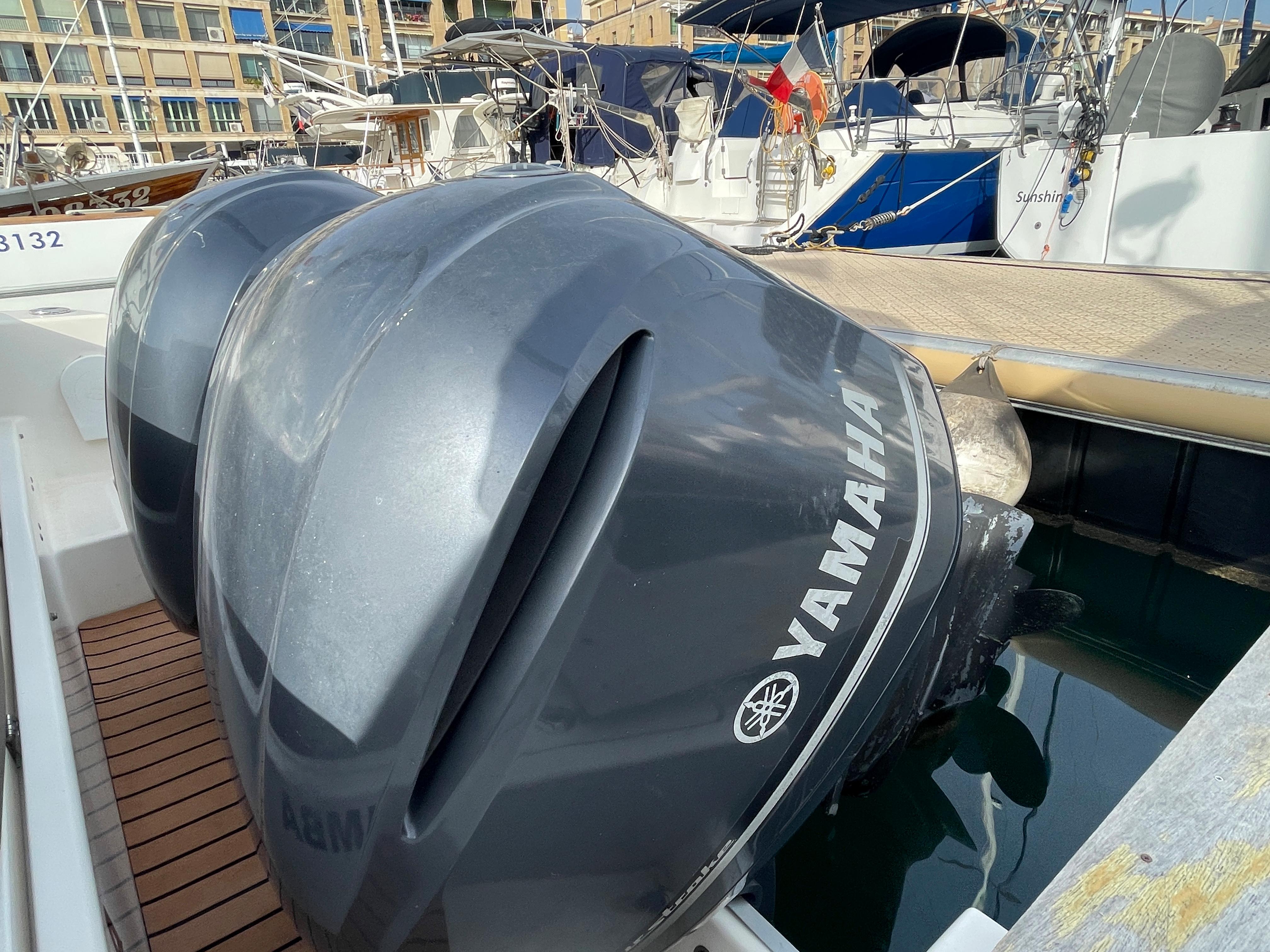 2007 Capelli CAP 32 WA Motorcruiser Kaufen - YachtWorld