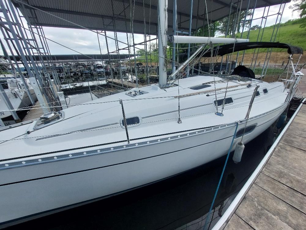 1995 Beneteau Oceanis 351 Cruiser for sale - YachtWorld