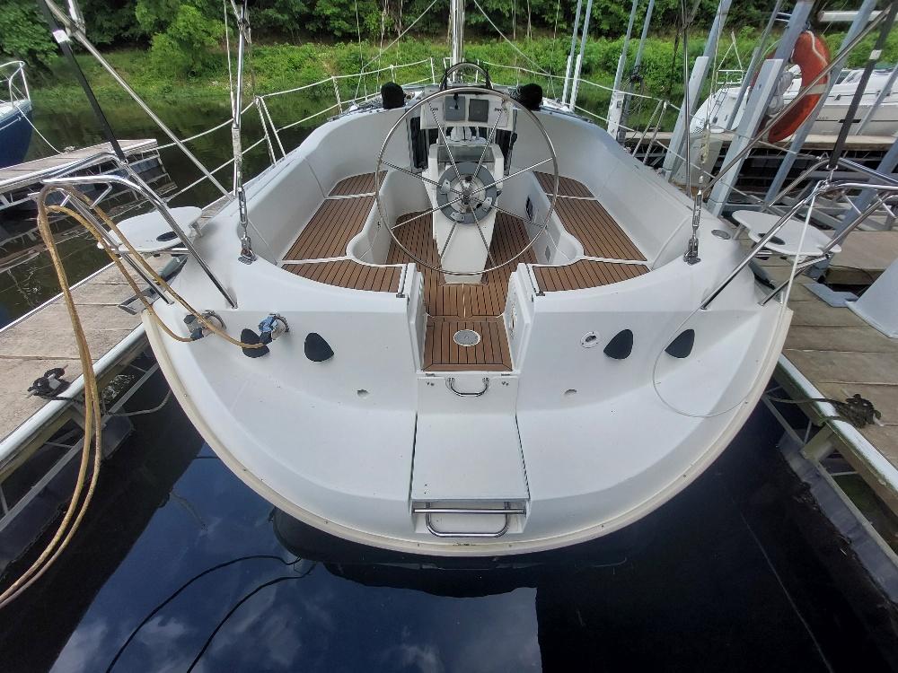 1995 Beneteau Oceanis 351 Cruiser for sale - YachtWorld