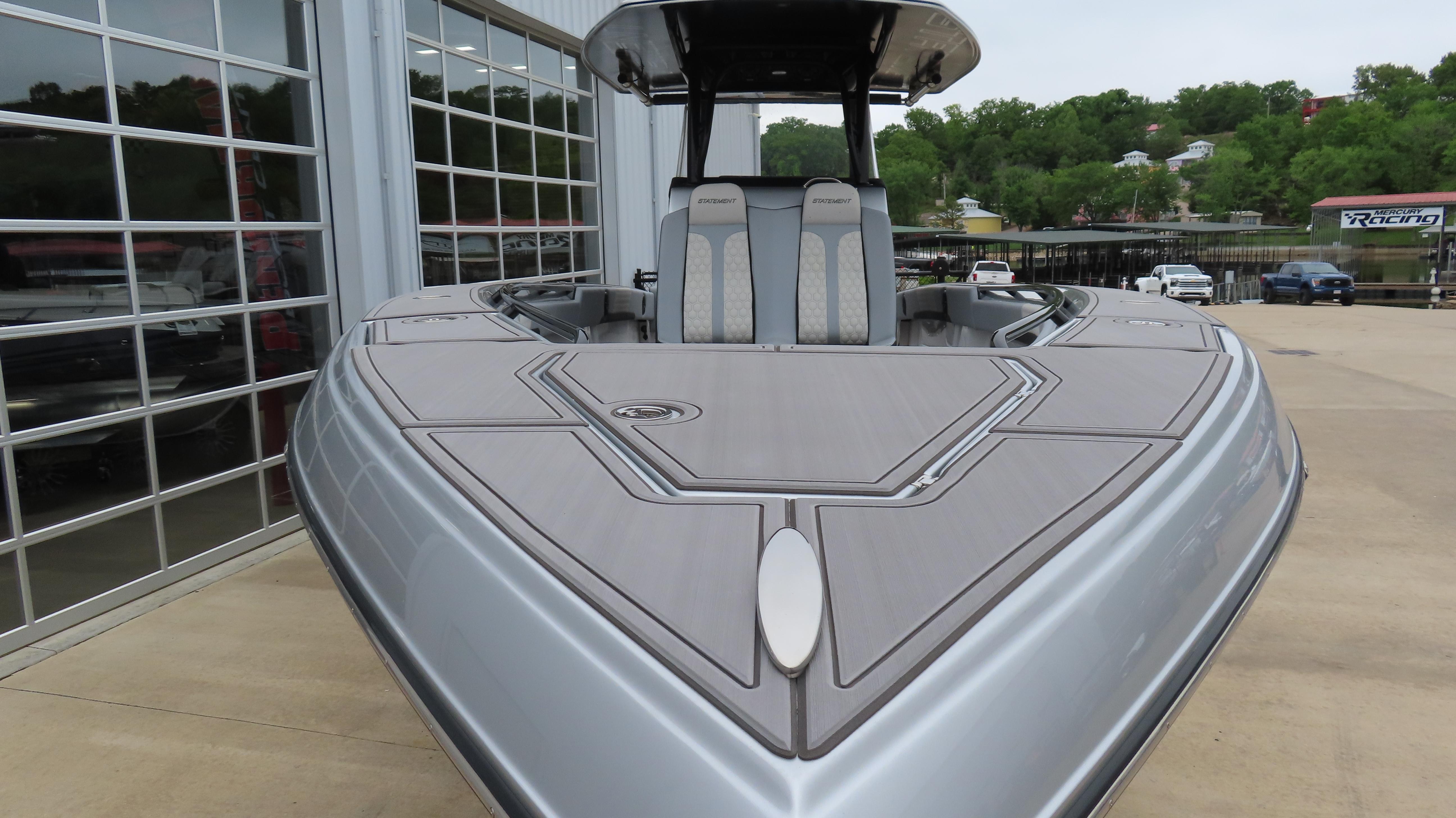 2024 Statement SUV 350 Center Console for sale - YachtWorld