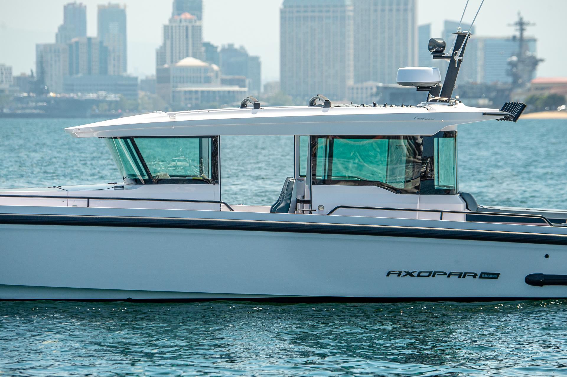 2023 Axopar Cross Cabin Center Console for sale - YachtWorld