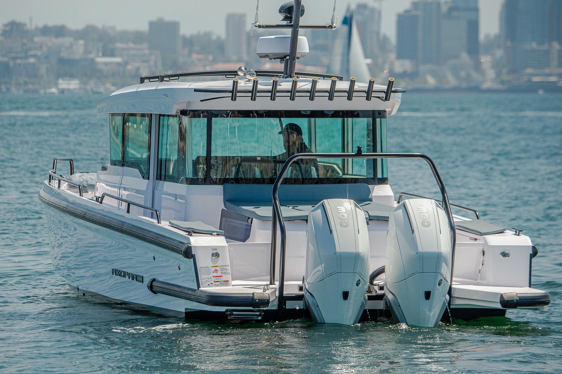 2023 Axopar Cross Cabin Center Console for sale - YachtWorld