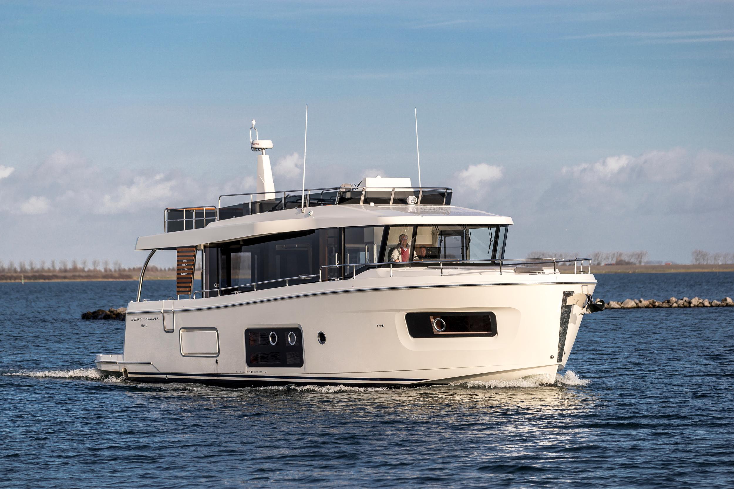 New 2025 Beneteau Swift Trawler 54 | TopBoats