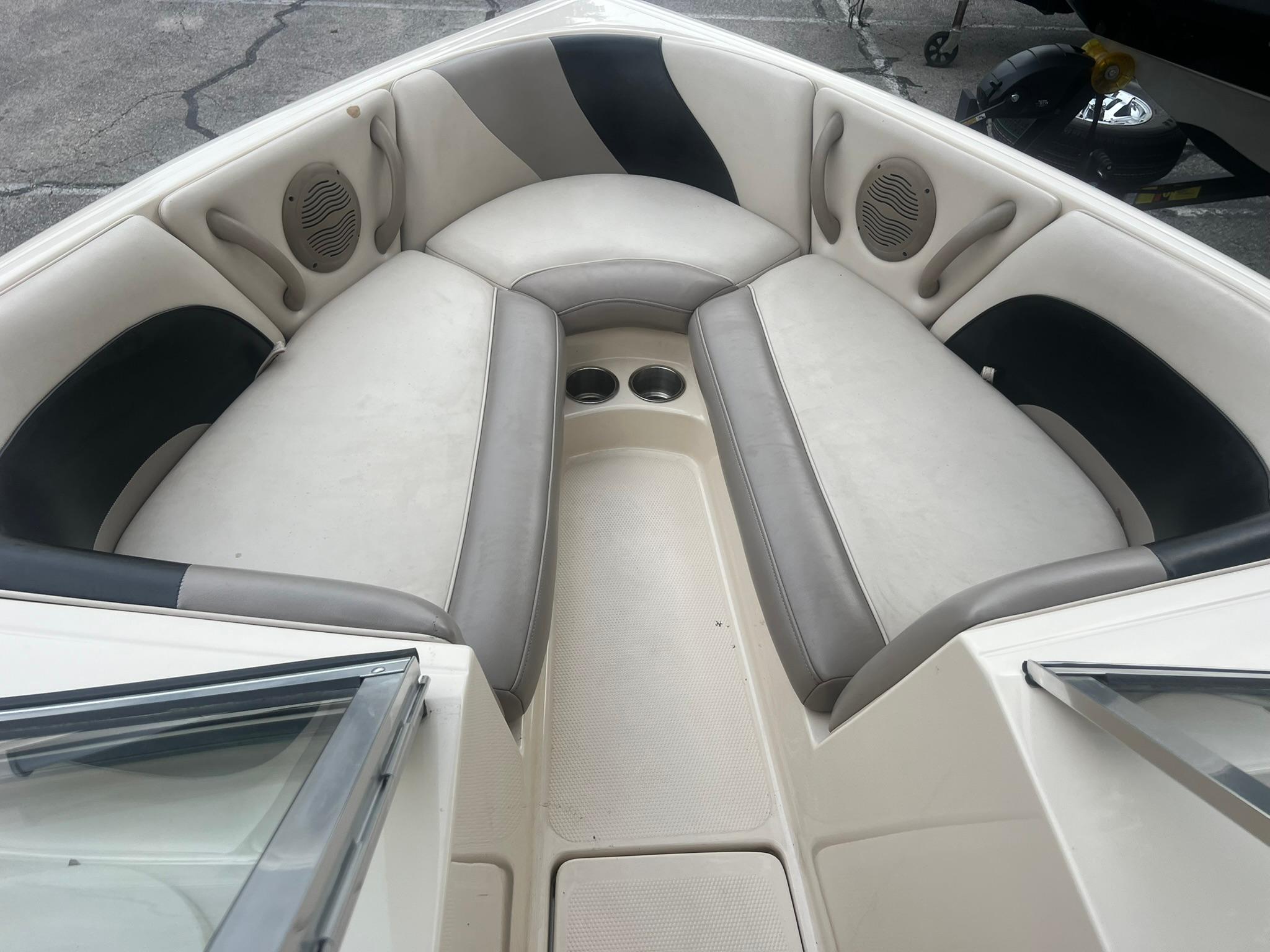 2002 Moomba Outback Ski and Wakeboard for sale - YachtWorld