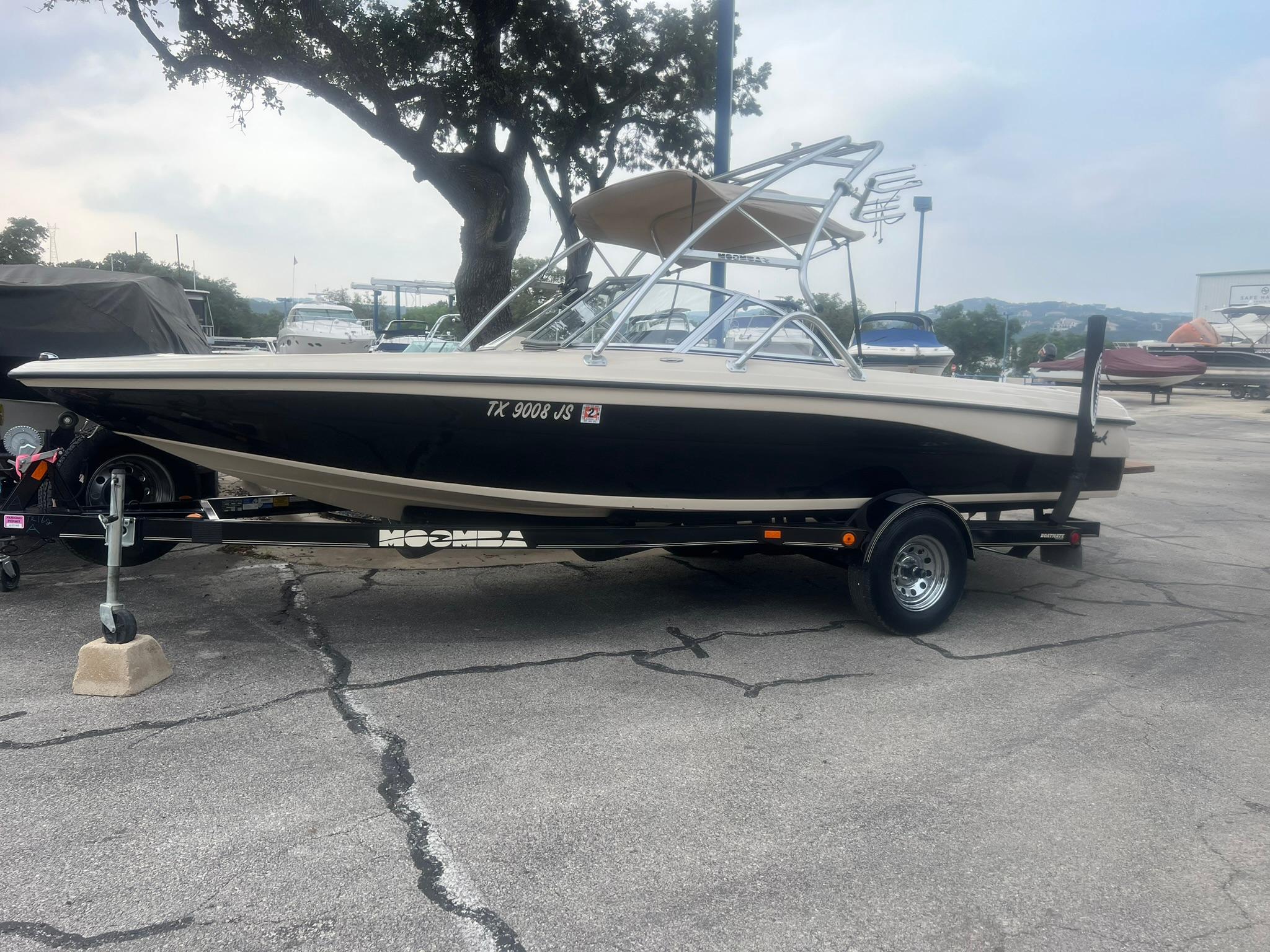 2002 Moomba Outback Ski and Wakeboard for sale - YachtWorld