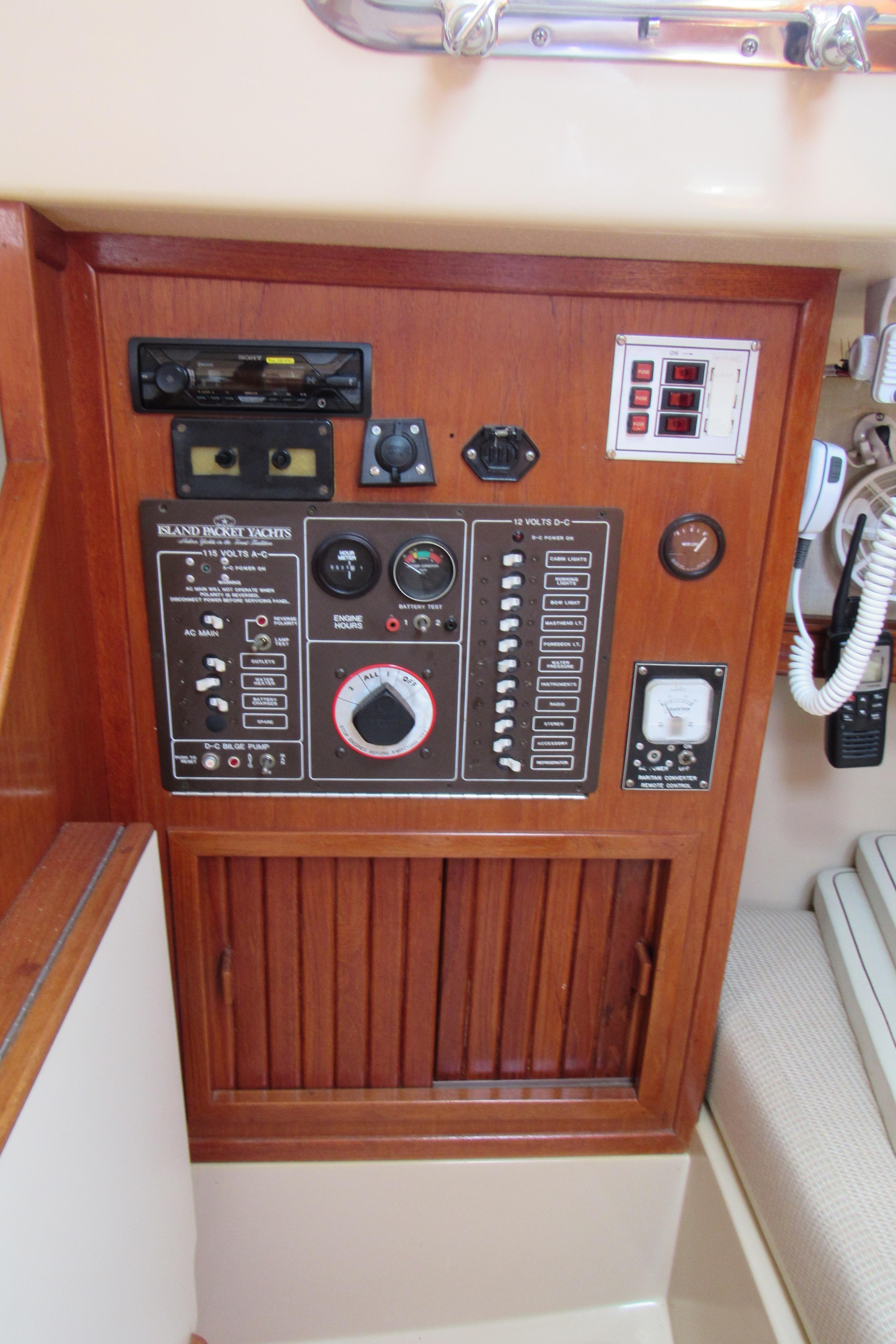 1987 Island Packet 31 Cutter for sale - YachtWorld