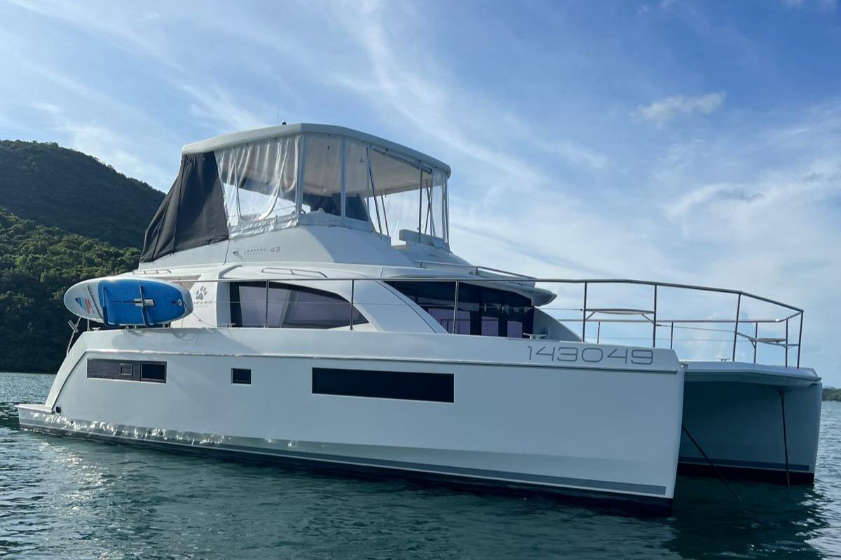 2018 Leopard 43 Powercat Power Catamaran for sale - YachtWorld