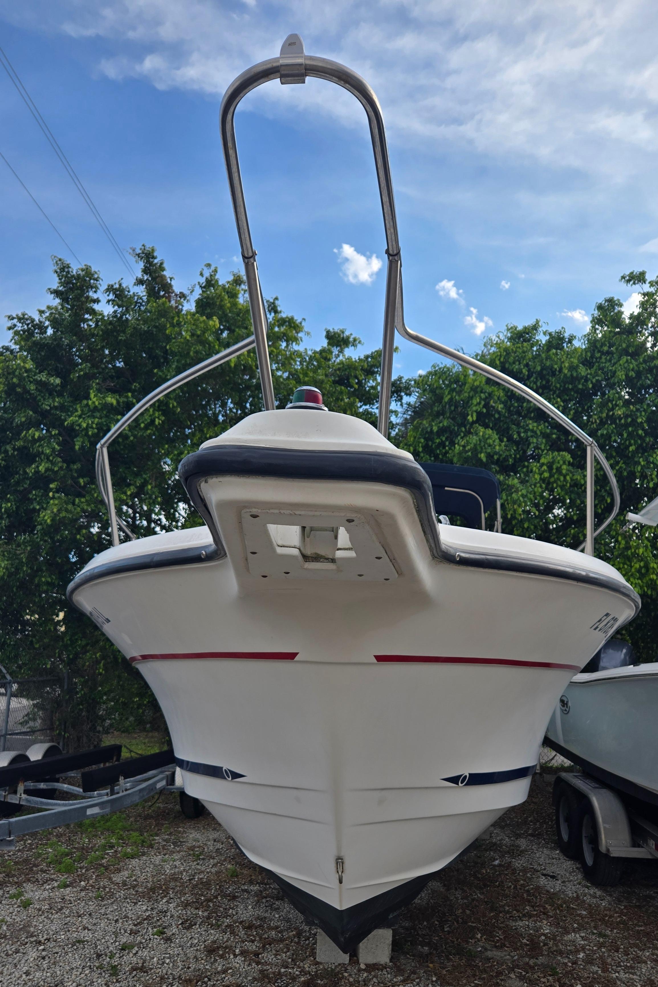 1998 Trophy 2503 Center Console Center Console for sale - YachtWorld