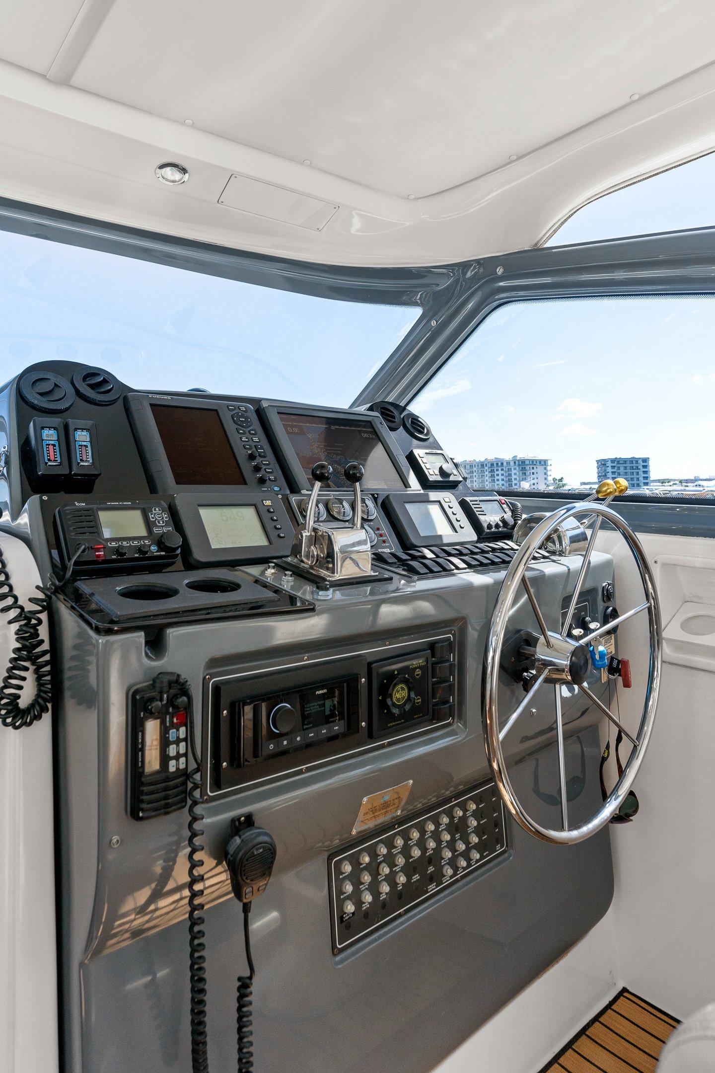 2000 Tiara Yachts 52 Express Cruiser Motor Yachts for sale - YachtWorld