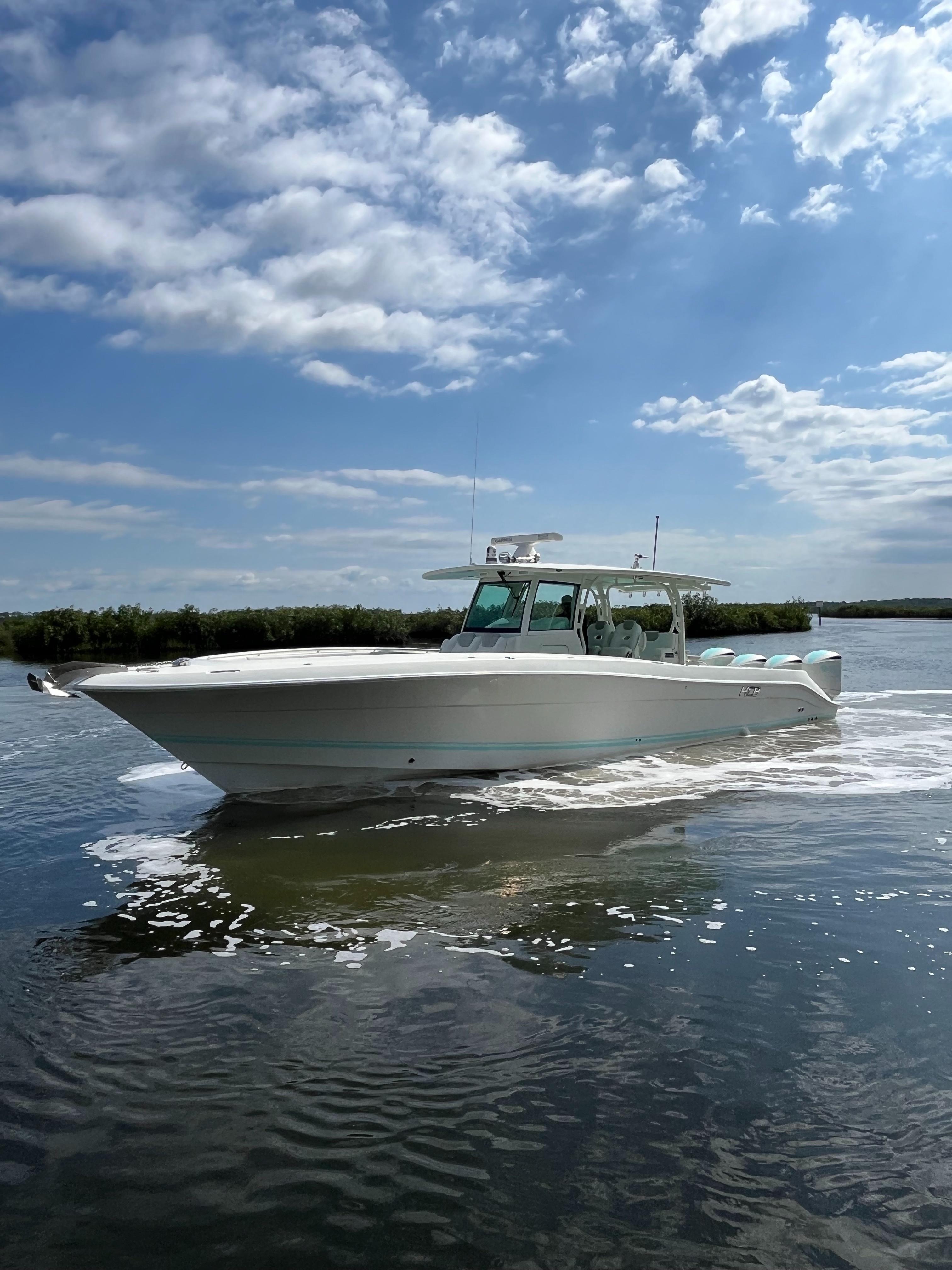 2019 HCB Siesta Center Console for sale - YachtWorld