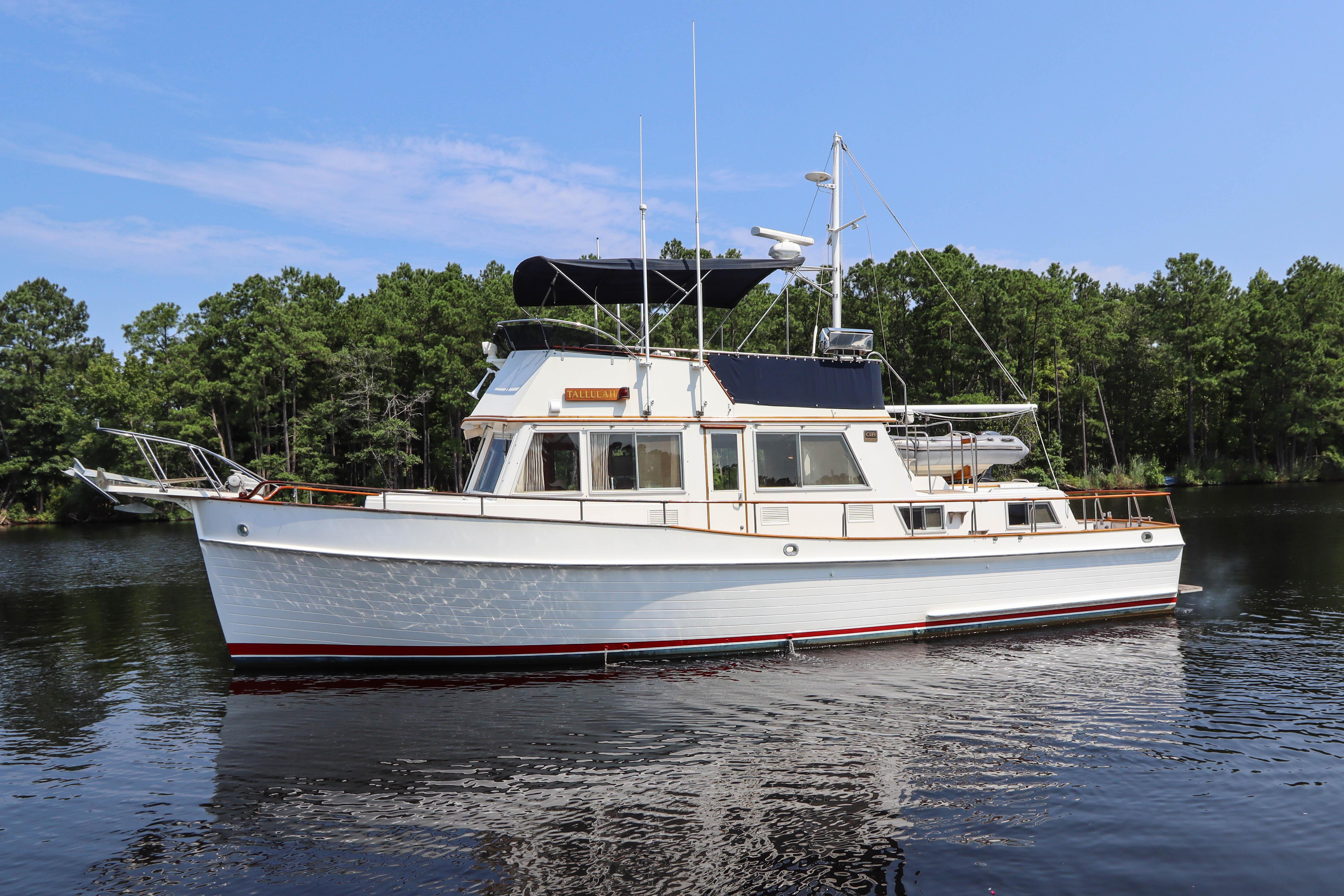 1989 Grand Banks 42 Classic Motor Yachts for sale - YachtWorld