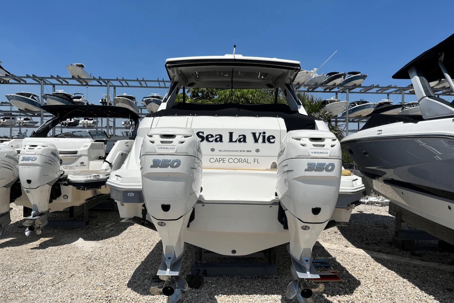 2022 Sea Ray 32 SUNDANCER OUTBOARD Sports Cruiser for sale - YachtWorld