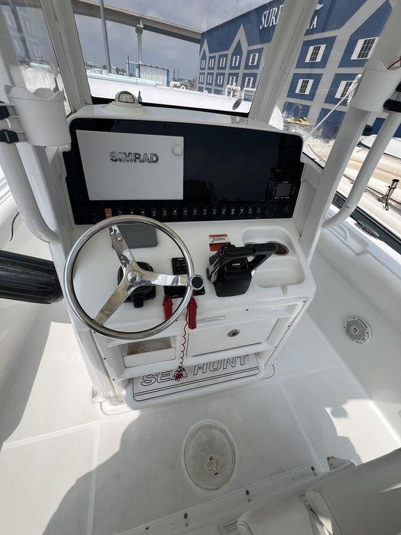 2017 Sea Hunt Gamefish 27 Center Console for sale - YachtWorld