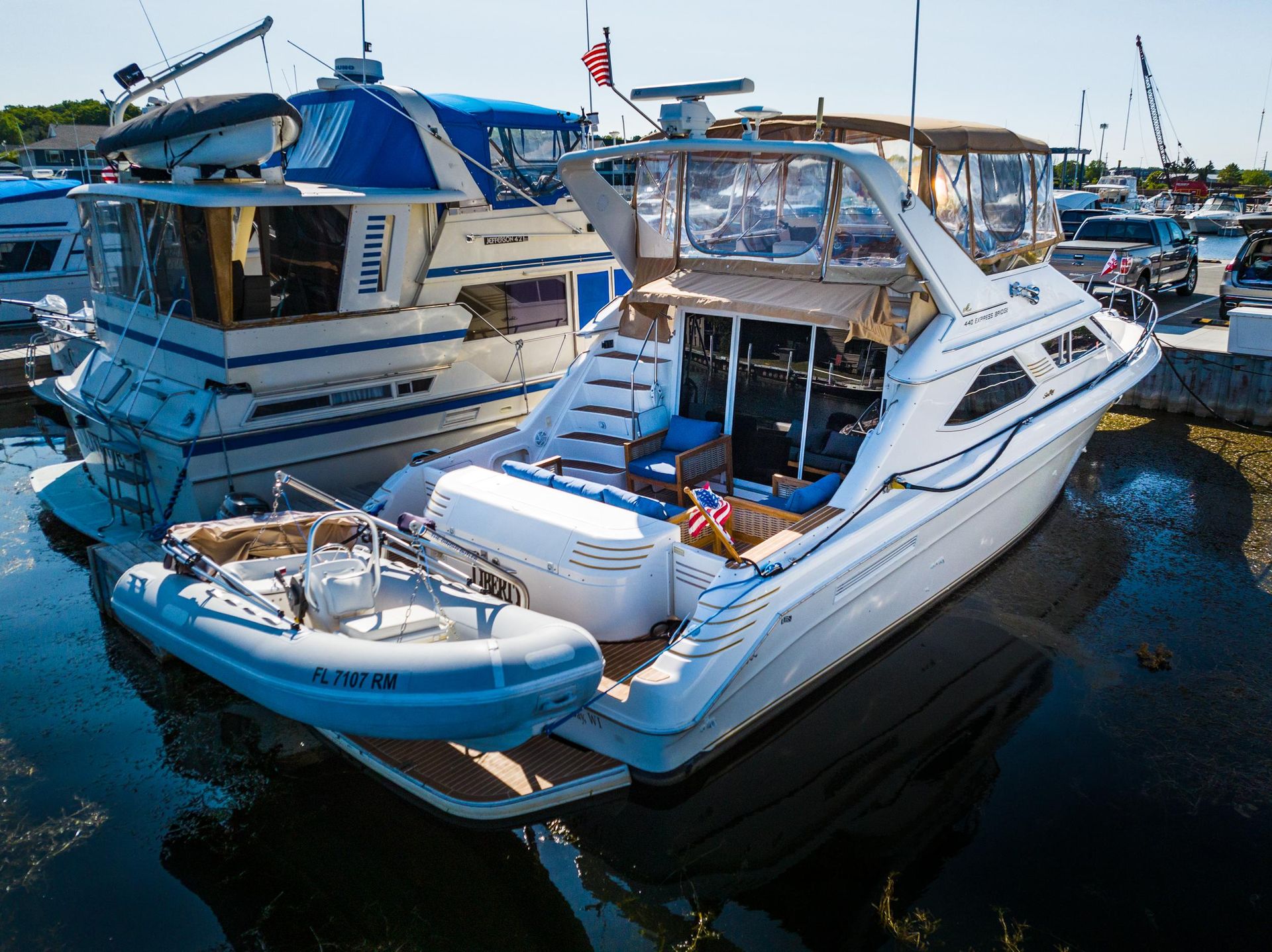 1997 Sea Ray 440 Express Bridge - Weber Yachts