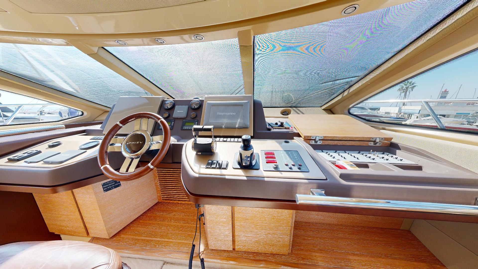 2011 Azimut 58 Fly Flybridge for sale - YachtWorld