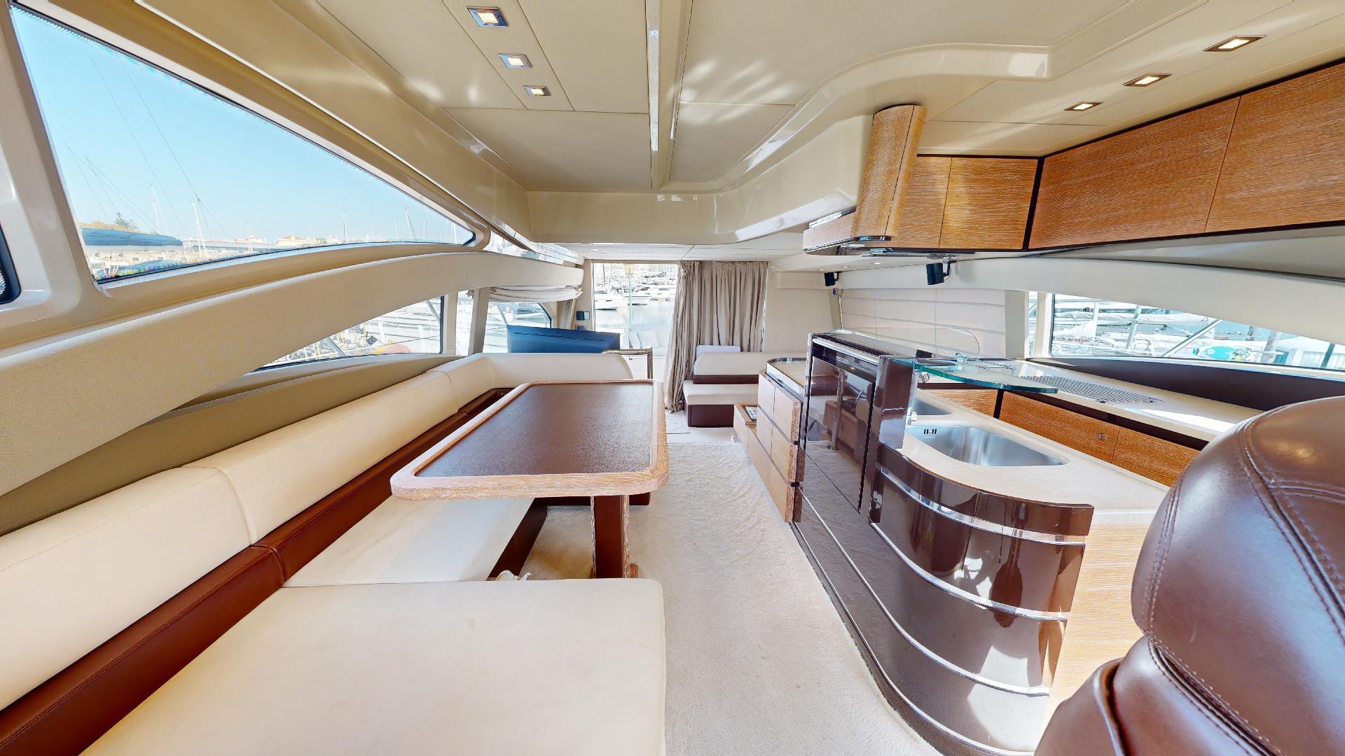 2011 Azimut 58 Fly Flybridge for sale - YachtWorld