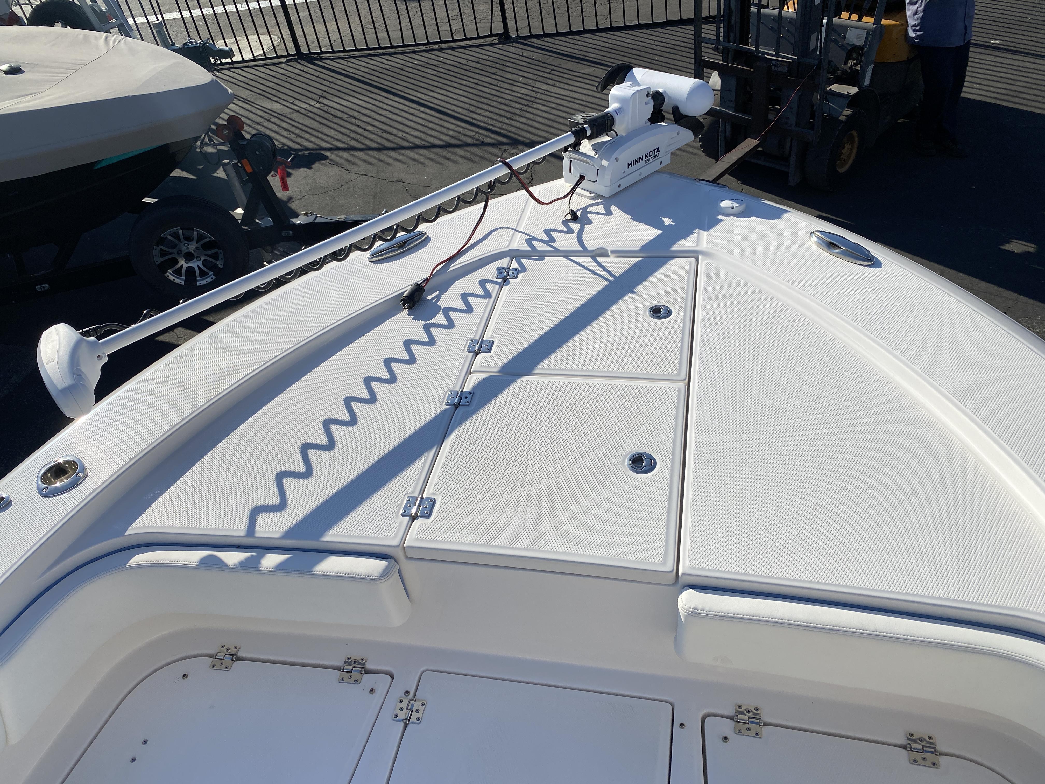 2023 Robalo 266 Bay for sale - YachtWorld