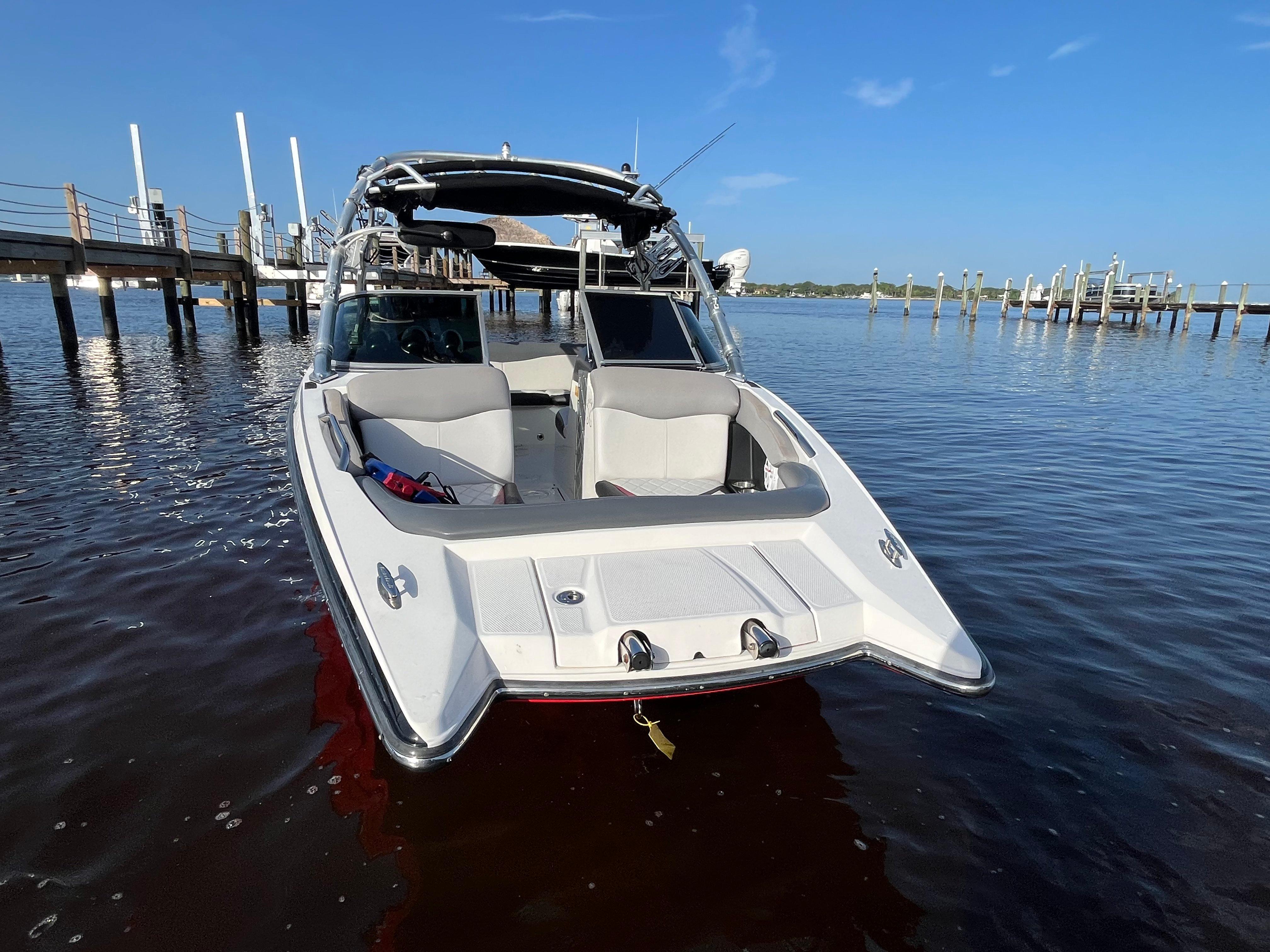 2009 MasterCraft MariStar 230 Runabout for sale - YachtWorld